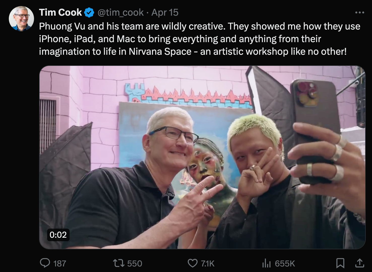 Phương Vũ kể lại cuộc gặp bất ngờ với CEO Tim Cook: 'Bác ấy nhẹ nhàng ...