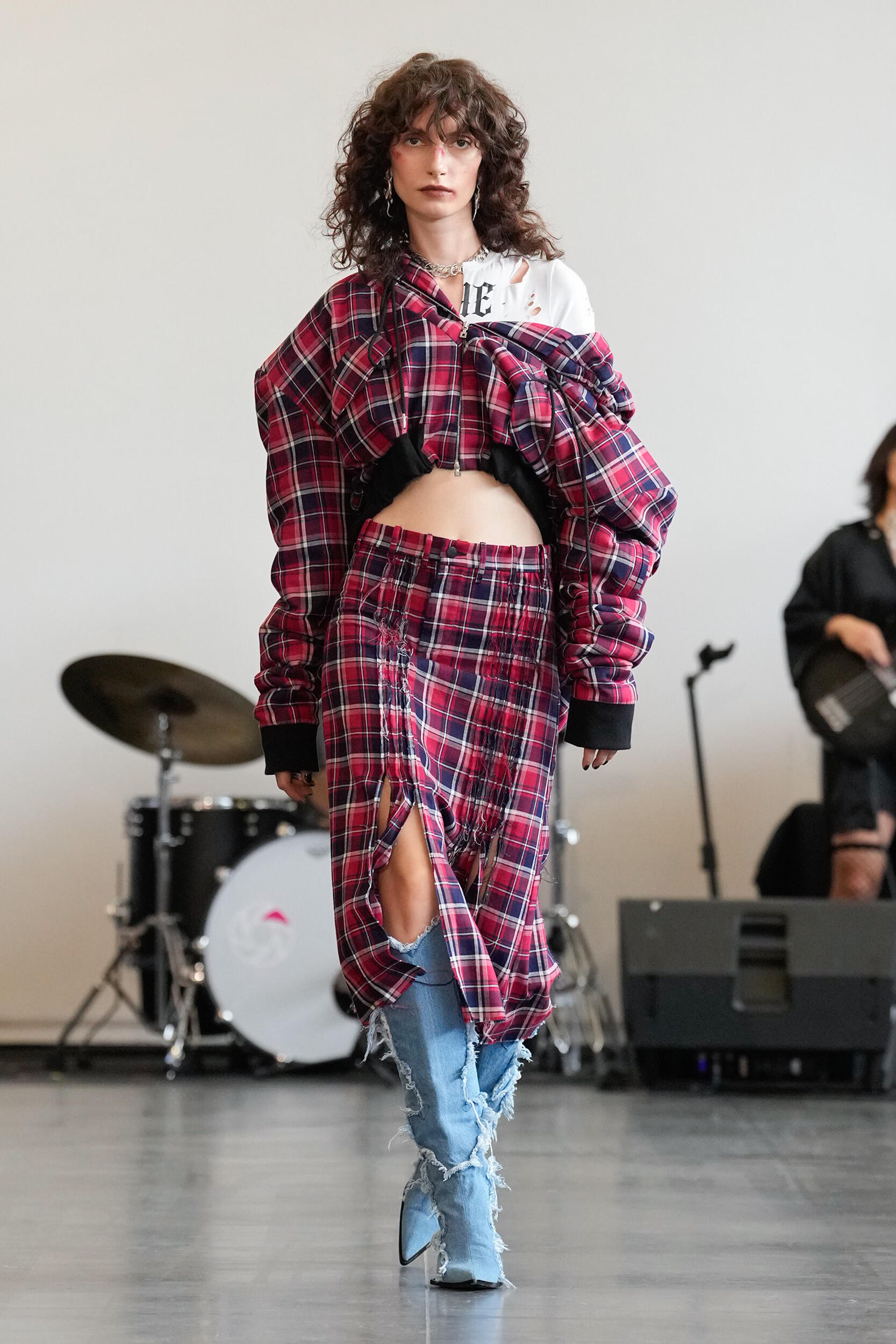 Thời trang phong cách Chicano - chút táo bạo, trẻ trung cho các tín đồ