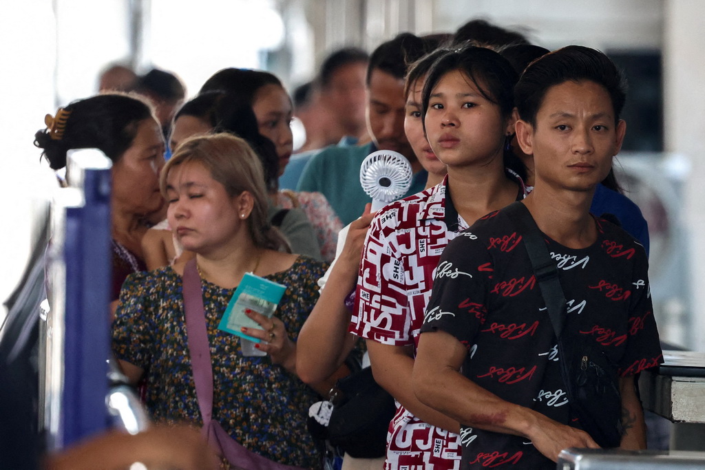 Thời tiết quá nóng, Myanmar chuyển bà Suu Kyi sang quản thúc tại gia