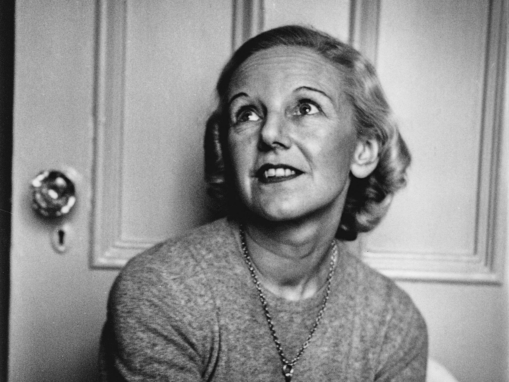 'Băng': Lâu đài ẩn ức của nữ văn sĩ Anna Kavan