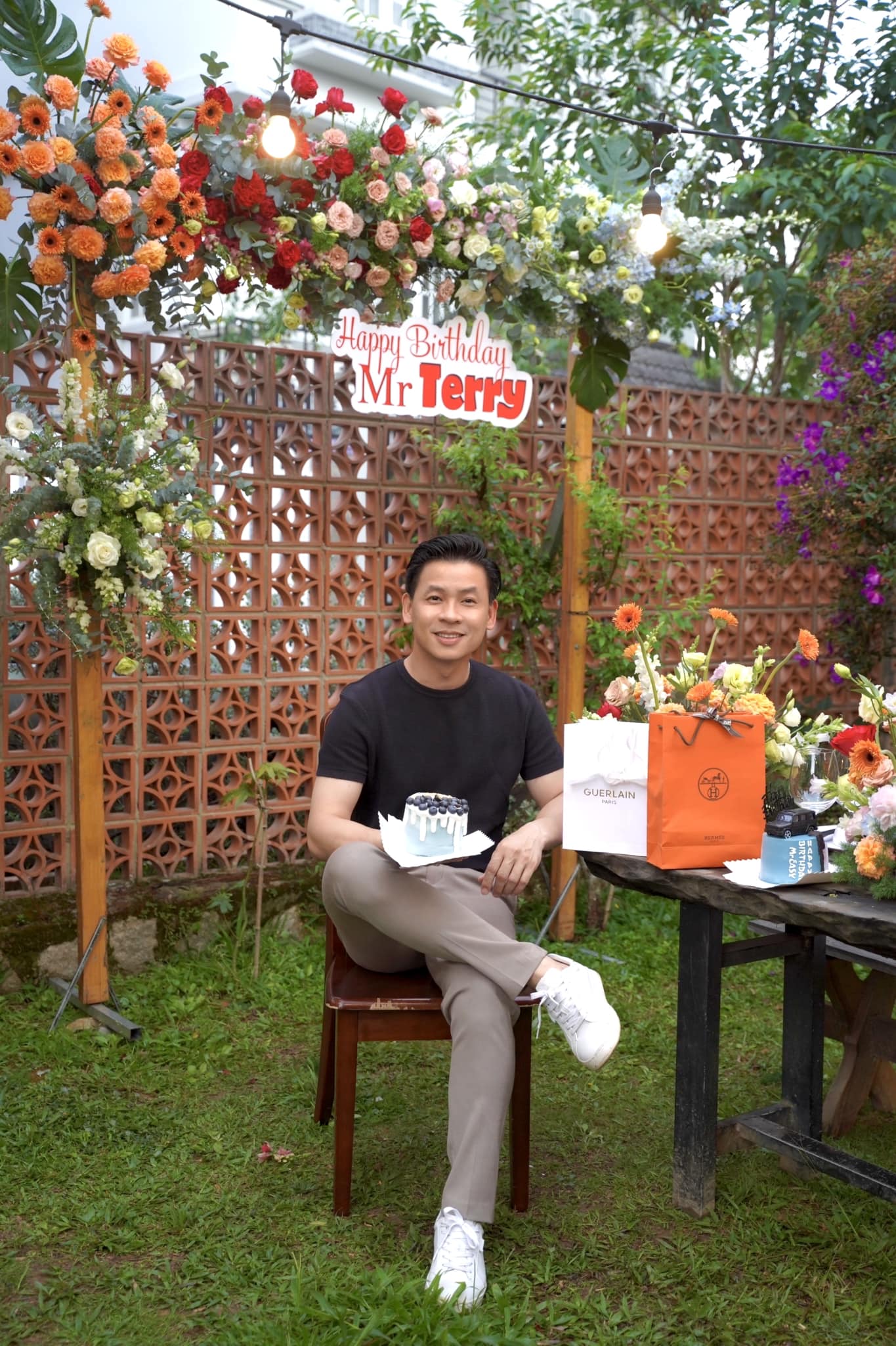 Giọng ca bolero Huỳnh Thật sợ hư máy lạnh nên chỉ dám bật trên 27 độ C?