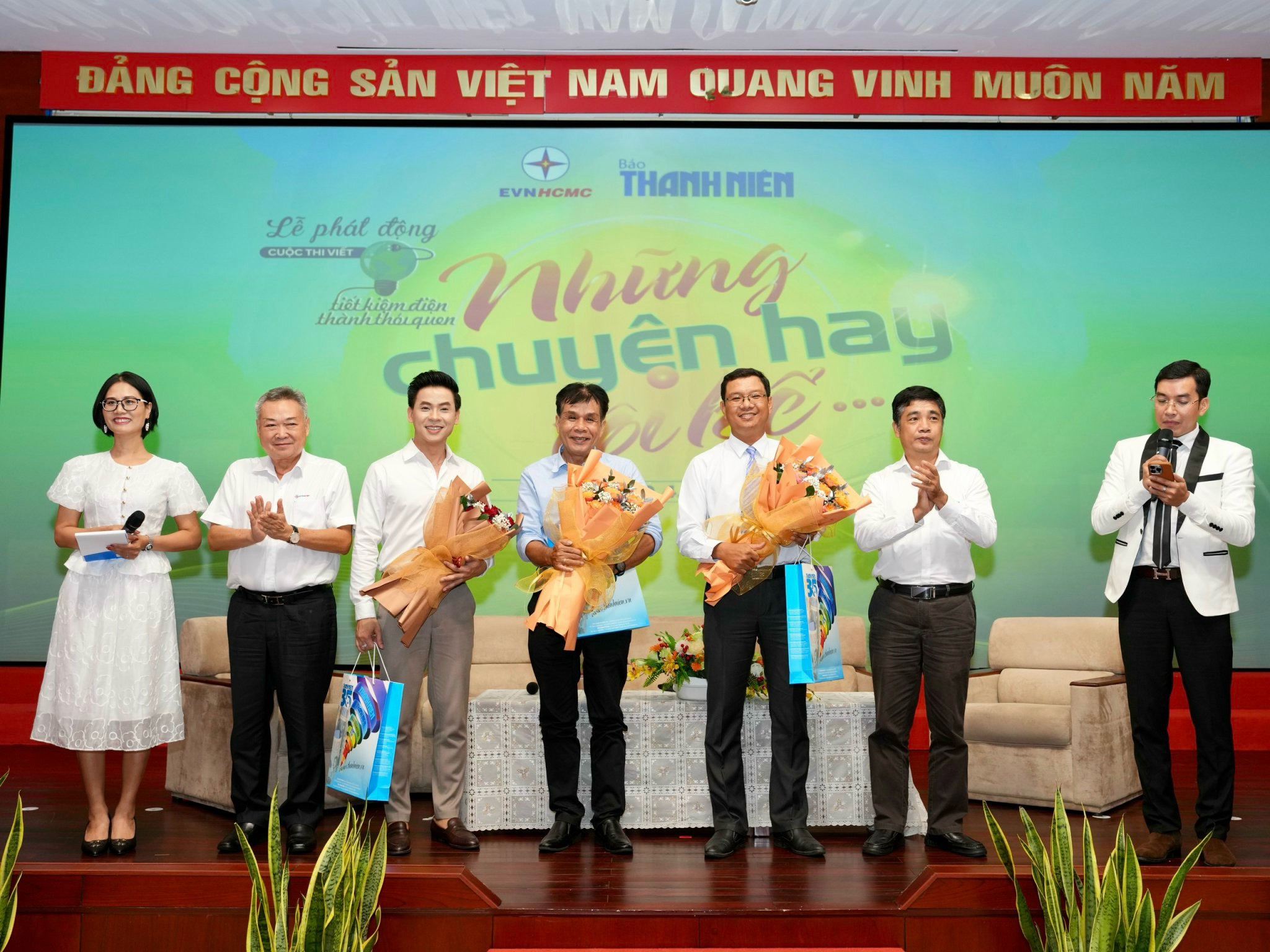 Giọng ca bolero Huỳnh Thật sợ hư máy lạnh nên chỉ dám bật trên 27 độ C?