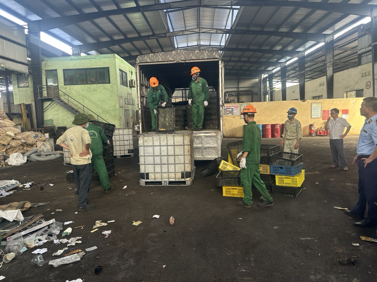 Mua vịt giống qua mạng xã hội bị xử phạt 35 triệu đồng
