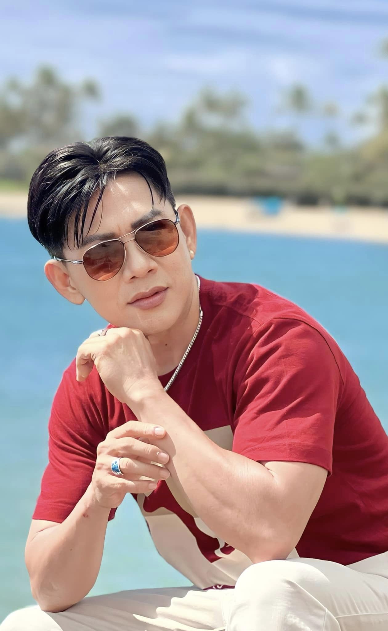 Ca sĩ Mai Tuấn từng nổi đình đám thời 'Mưa bụi' giờ ra sao?