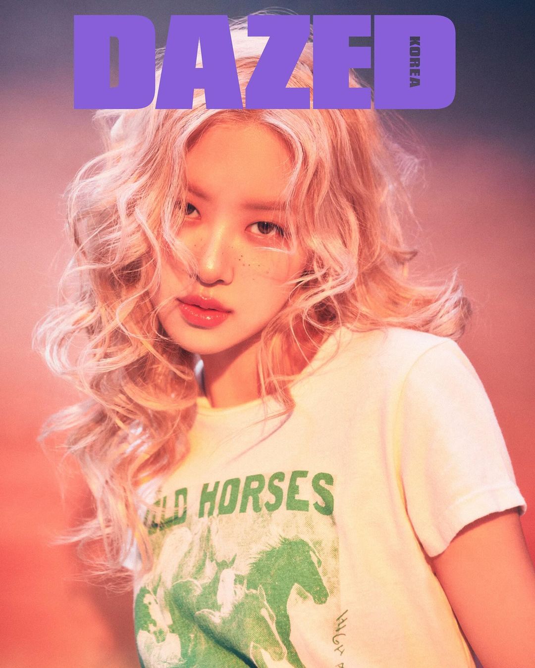 Rosé gây sốt khi 'đổi ngói' mới với diện mạo quá gợi cảm