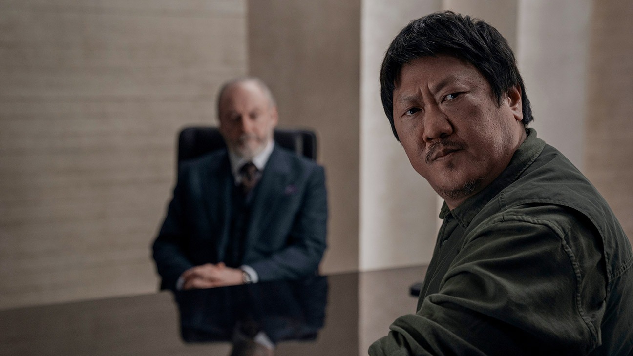 Netflix 'bật đèn xanh', chuyển thể đến cùng series 'Tam thể'