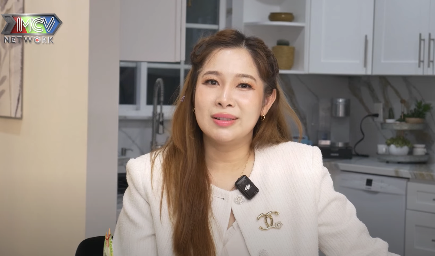 Duy Uyên nhóm 'Mắt Ngọc': Sang Mỹ 14 năm, muốn trở lại nghệ thuật nhưng chưa được