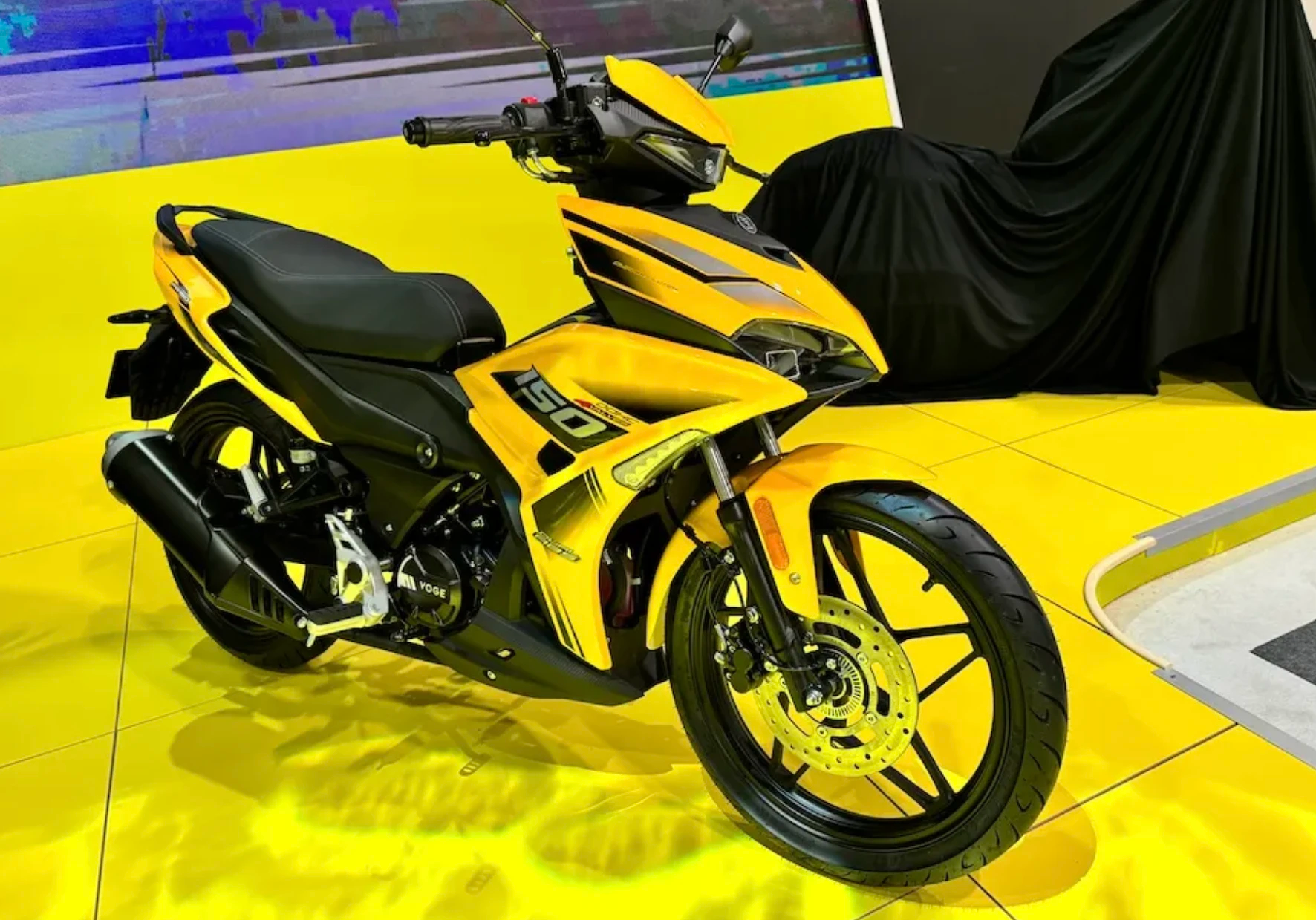 Xe côn tay Trung Quốc Voge FR150 vào Đông Nam Á, 'đấu' Honda Winner X, Yamaha Exciter