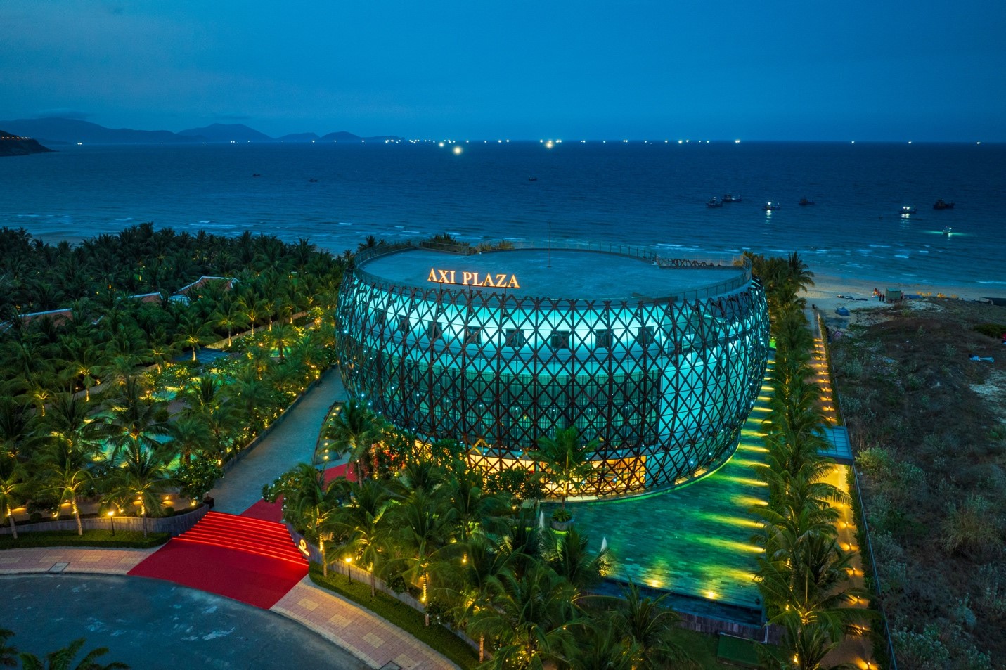 Trung tâm mua sắm, giải trí và hội nghị Axi Plaza khai trương tại Cam Ranh