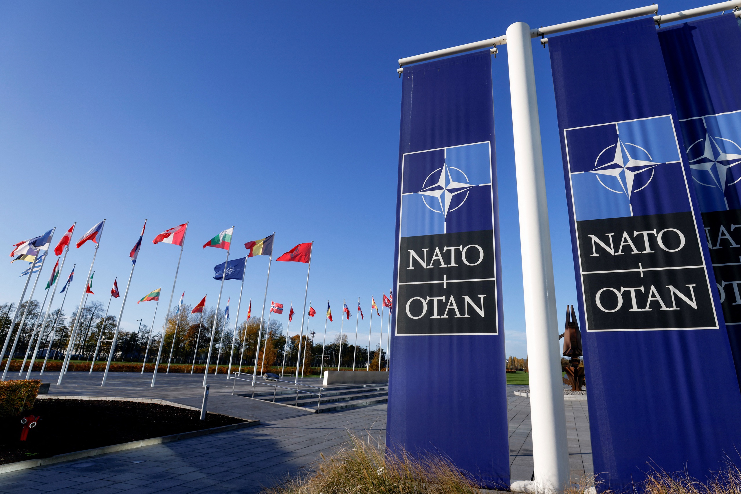 NATO từ chuyện xưa đến chuyện nay