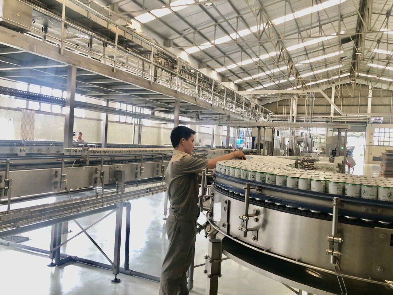 Bia LÖWEN SILVER - Sản phẩm đặc trưng của Đắk Lắk