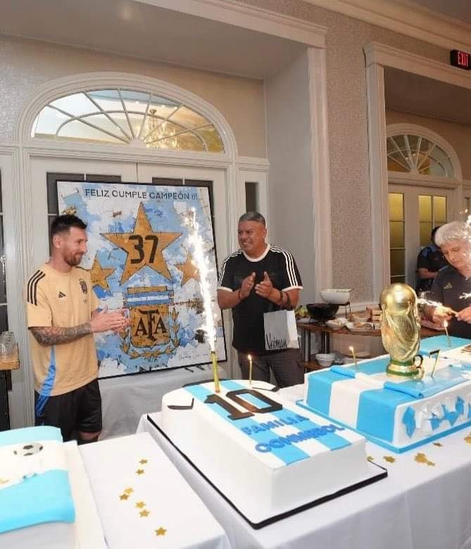 Messi ‘chơi’ lớn ngày sinh nhật, FIFA làm điều chưa từng có trong lịch sử