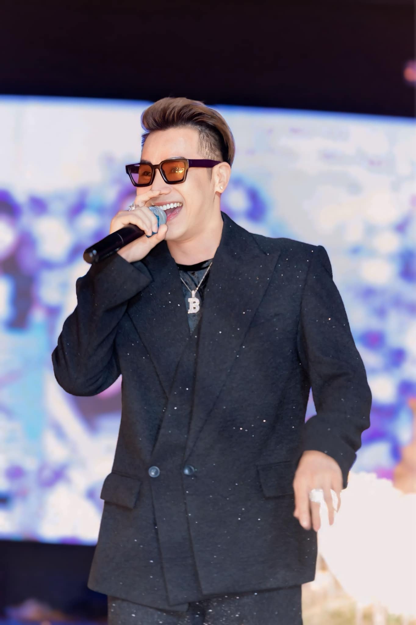 Loạt ồn ào của ca sĩ Chu Bin trước khi bị tạm giữ vì liên quan ma túy