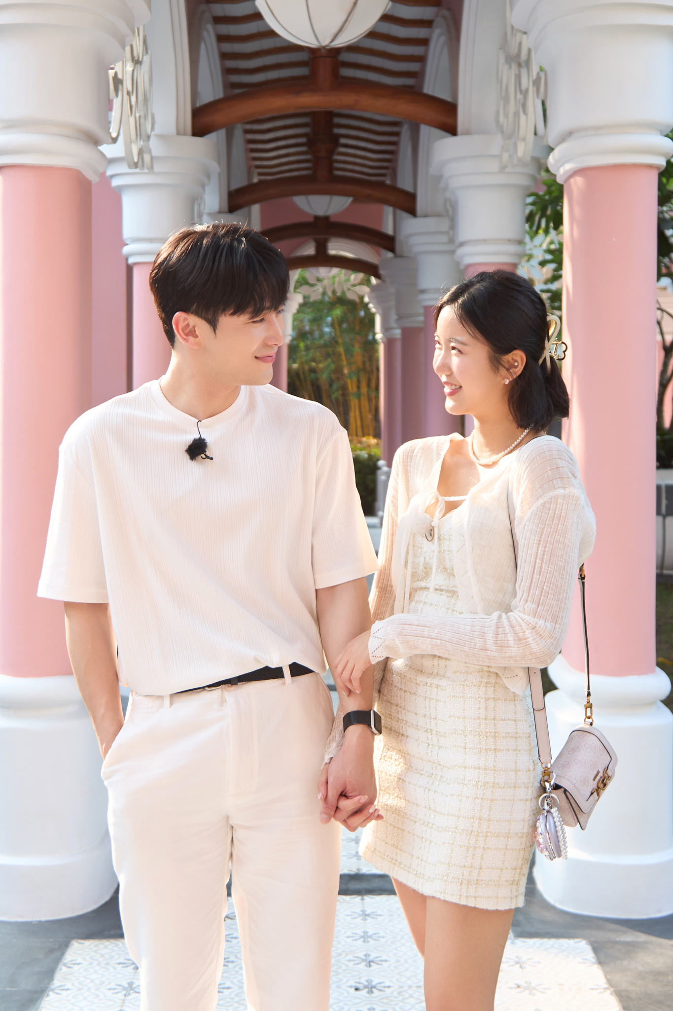 Hari Won, Văn Mai Hương 'choáng' với nhân tố mới ở 'Đảo thiên đường ...