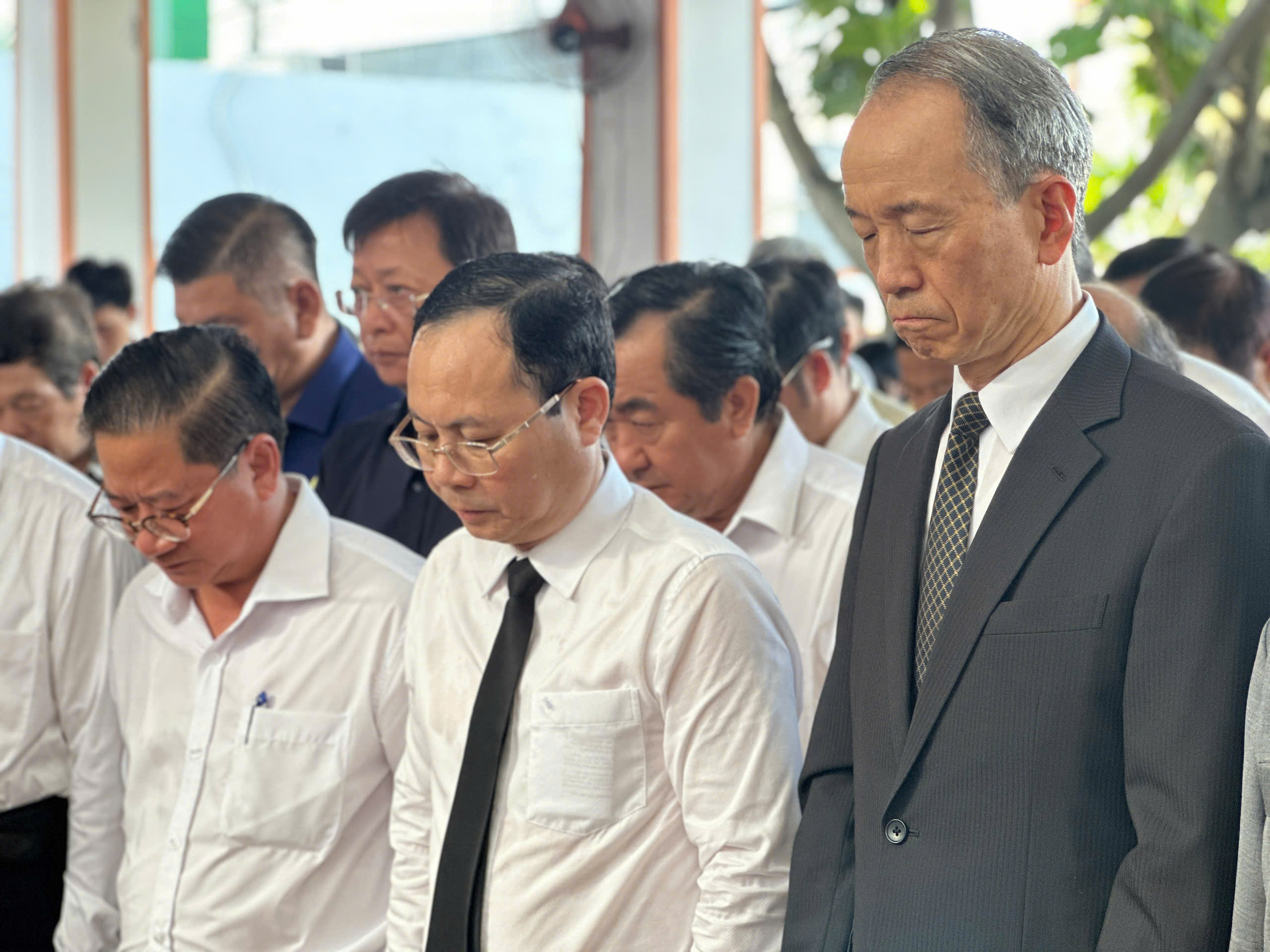 Đưa tiễn GS-TS Võ Tòng Xuân về nơi an nghỉ tại quê nhà