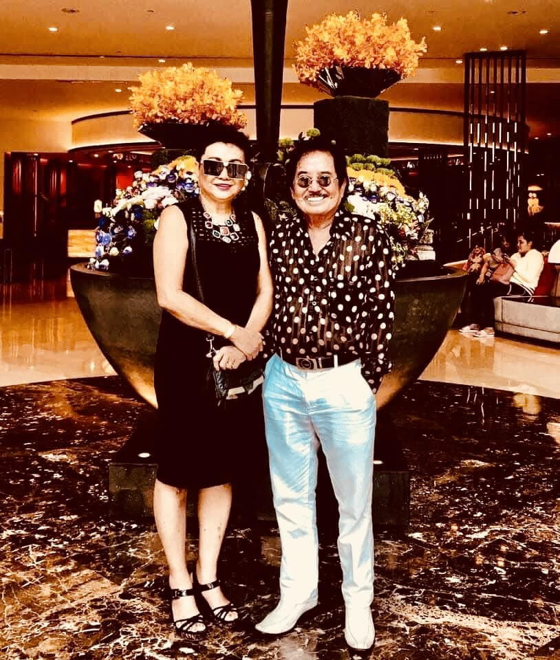 Tiễn biệt chủ phòng trà Tiếng Xưa: ‘Để thiếp theo chàng mấy dặm khơi…’