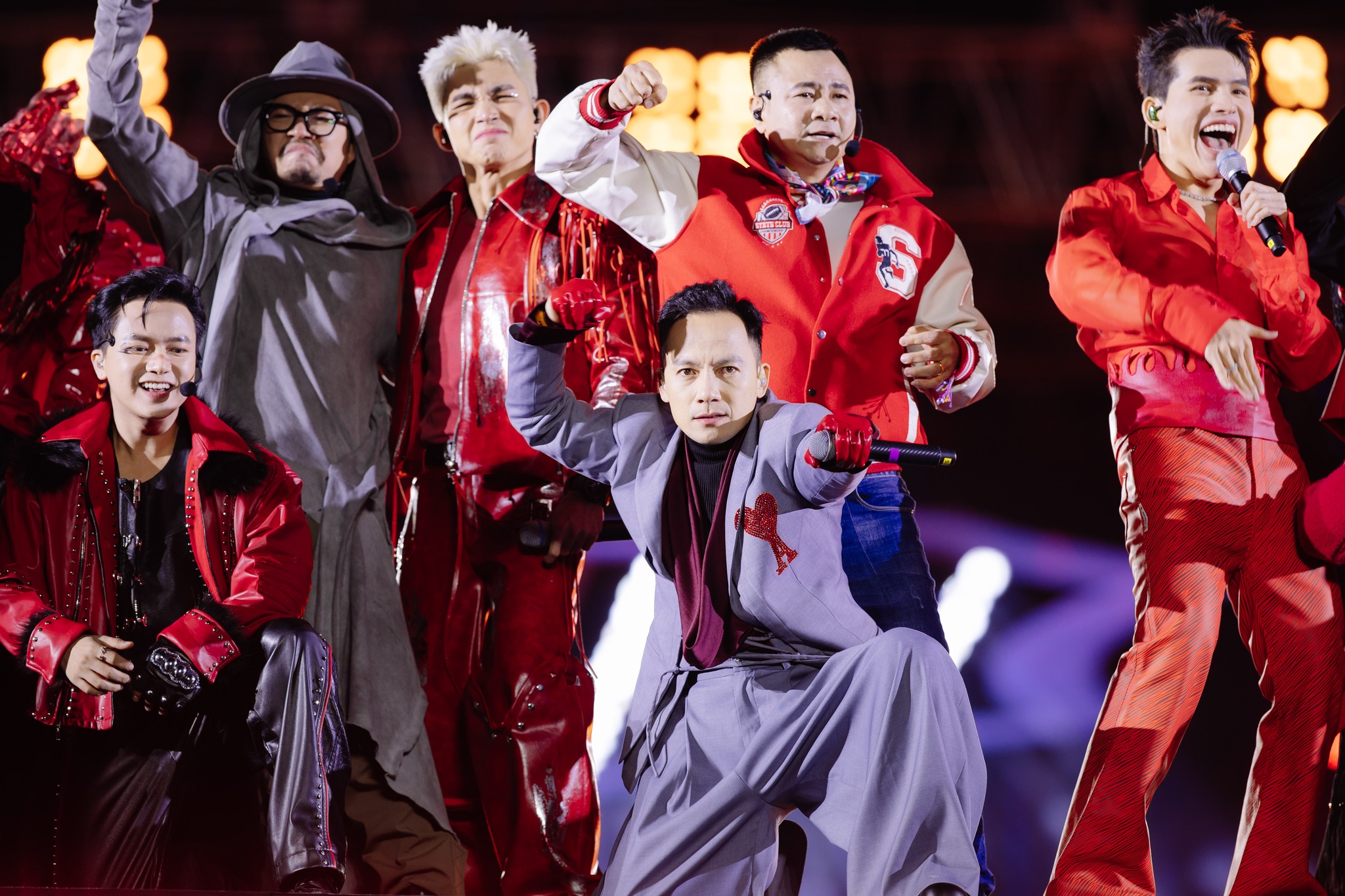 Xem nhanh 12h: ATVNCG dừng sản xuất trong năm 2025 | Gắn thêm biển phụ ...