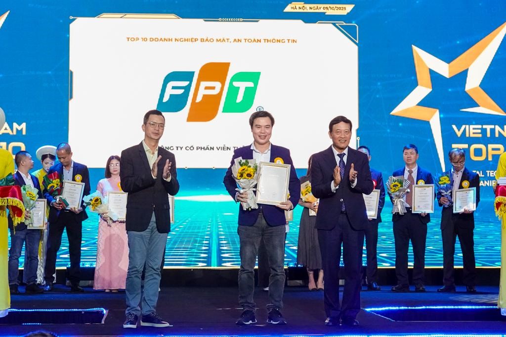 Internet FPT, FPT Camera và F-Safe được vinh danh tại Vietnam Top 10 ...