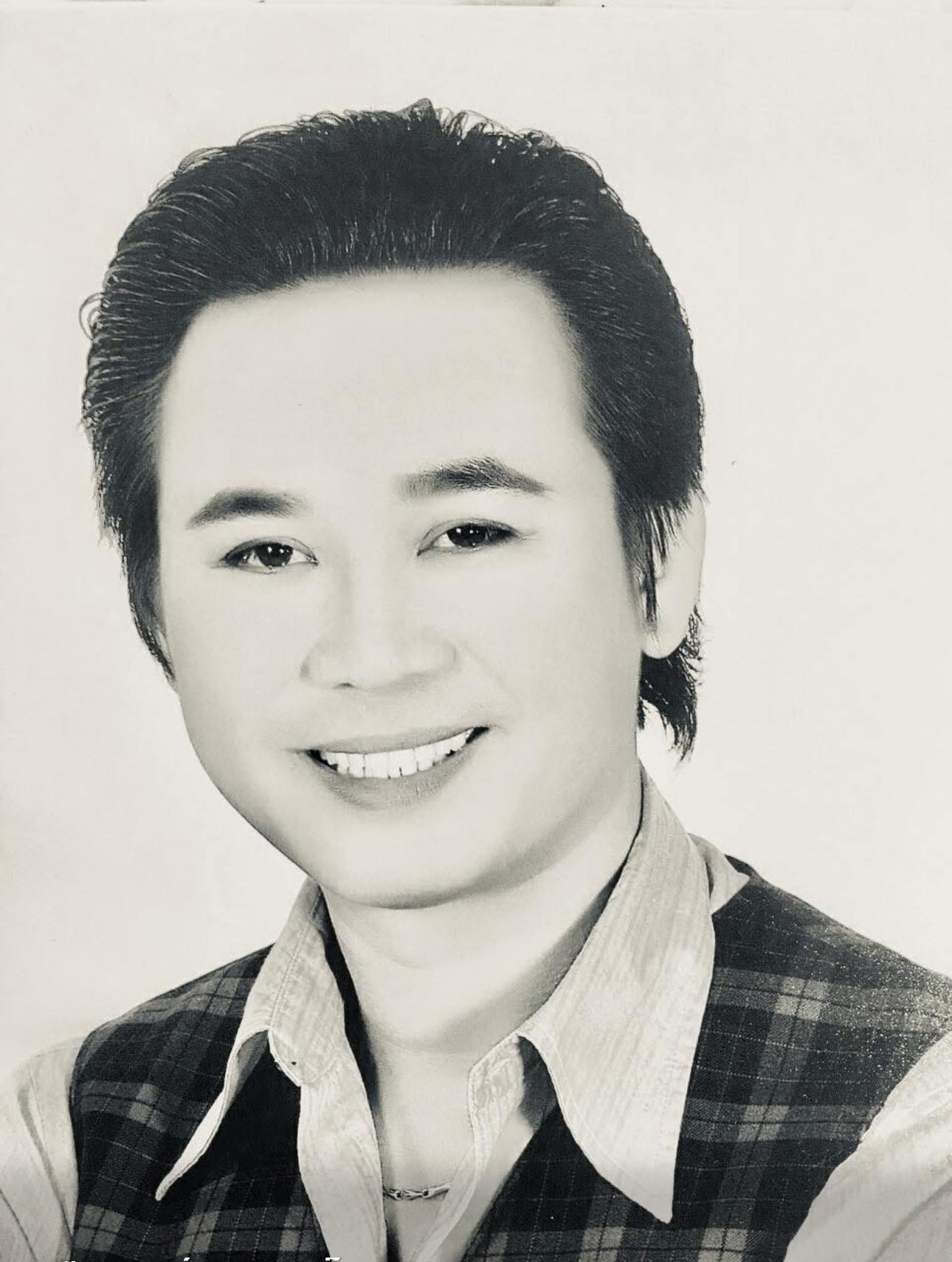 Thoai My, Huu Quoc... cai luong 아티스트 Minh Hoang과 마지막 추억을 공유하세요