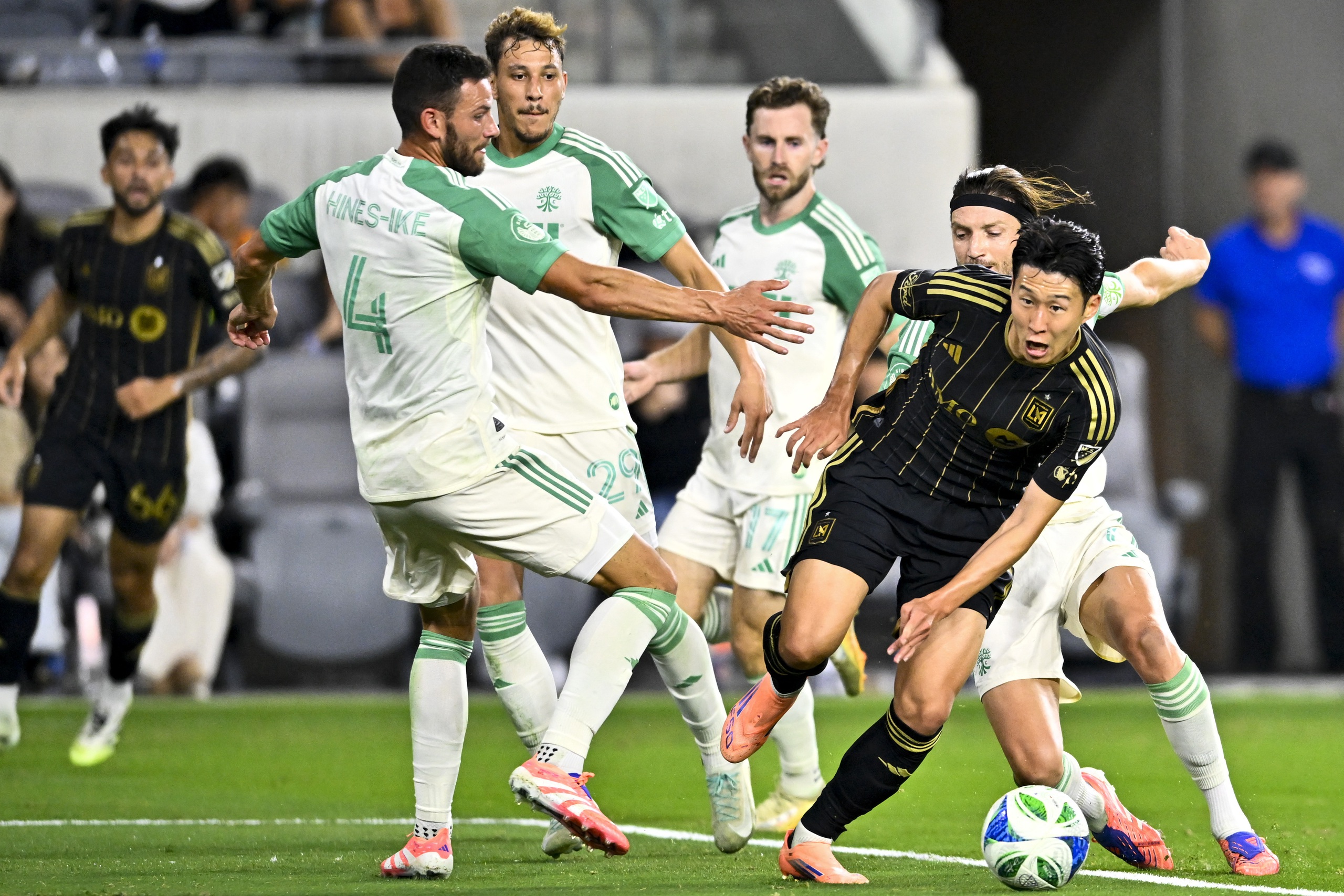 Son Heung-min creates a heated race with Messi in American football