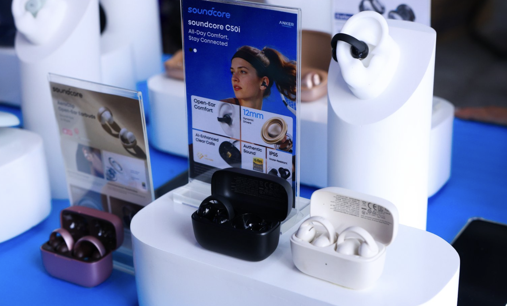 Soundcore wprowadza na rynek bezprzewodowe słuchawki stereo z otwartym ...