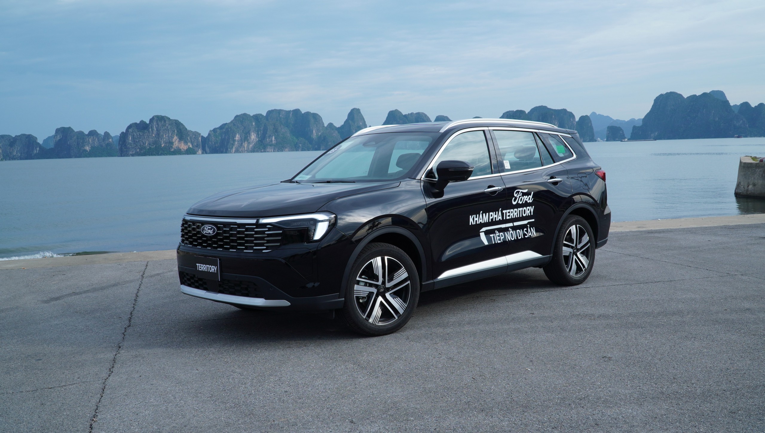 'Tân binh' Mitsubishi Destinator hơn kém gì Mazda CX-5, Ford Territory?
