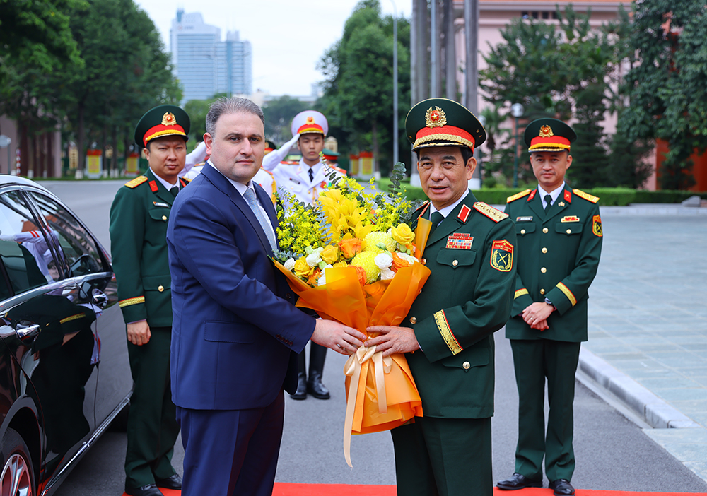 Việt Nam - Azerbaijan đẩy mạnh hợp tác công nghiệp quốc phòng