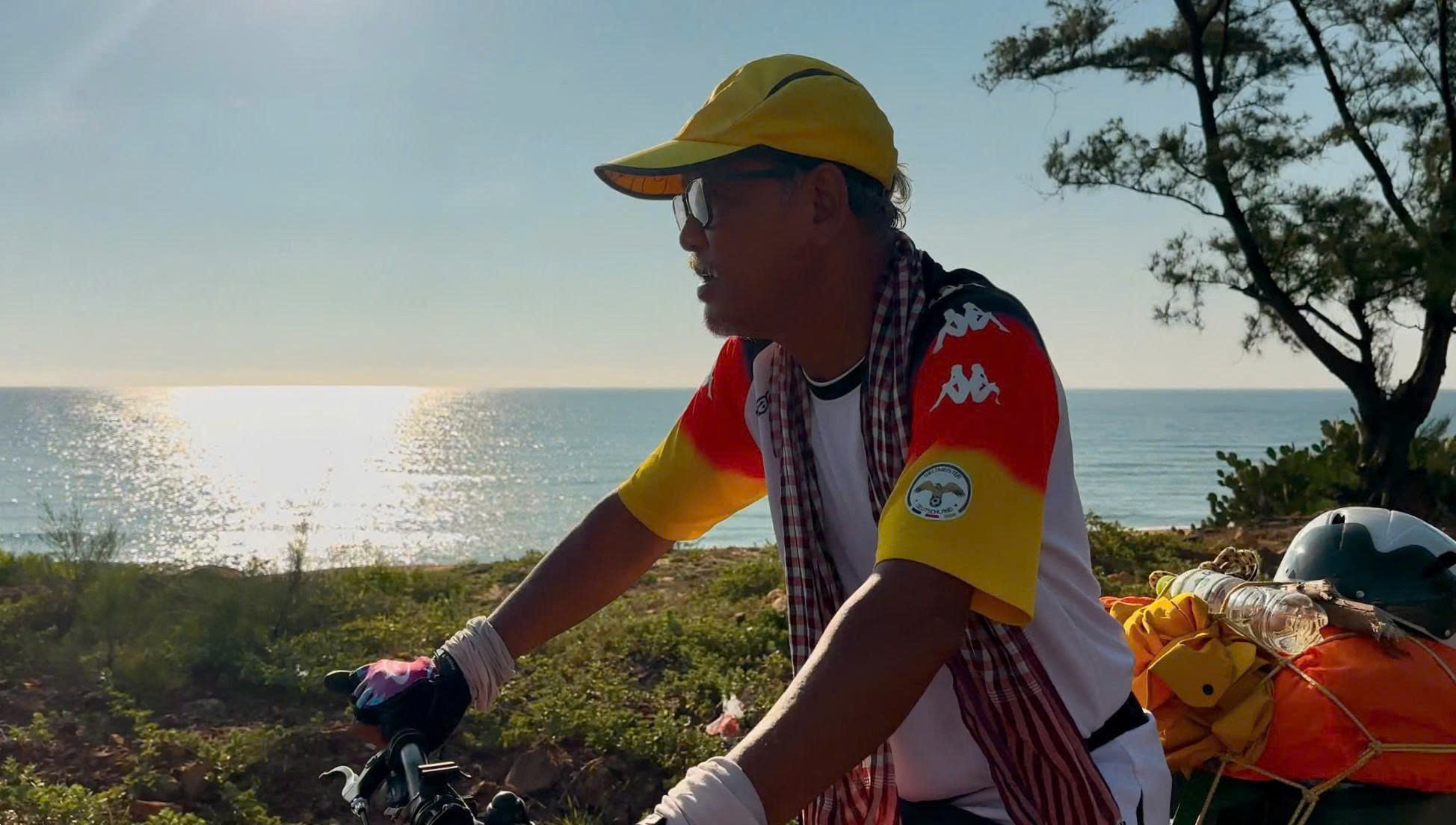 Dao Kim Trang, „Król Podróży”, pasjonuje się zwiedzaniem obiektów ...