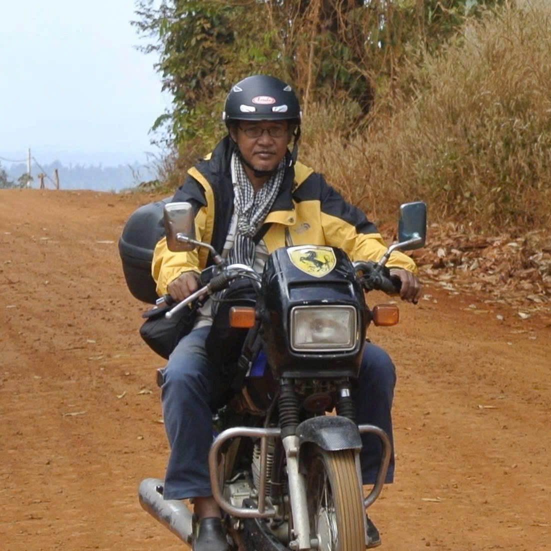 Dao Kim Trang, "Raja Perjalanan," sangat antusias menjelajahi situs ...