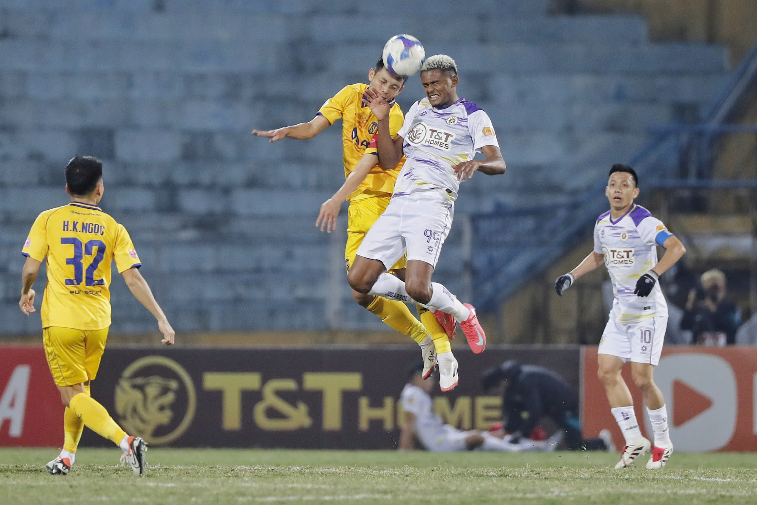 Chuyện ngoại binh ở V-League: Đắt tiền nhưng kém hiệu quả!