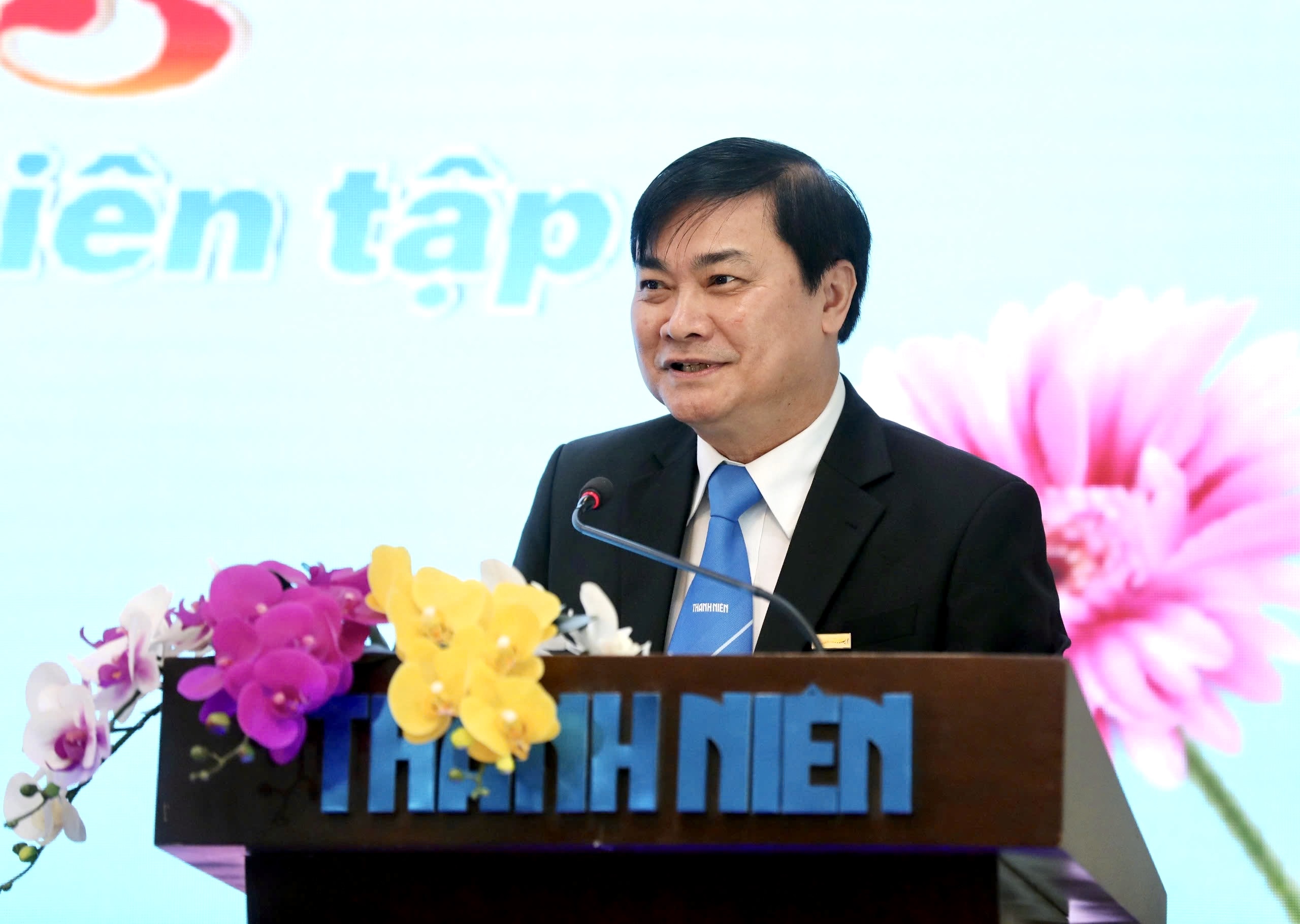 Impresionado con el espacio profesional y las conferencias prácticas.