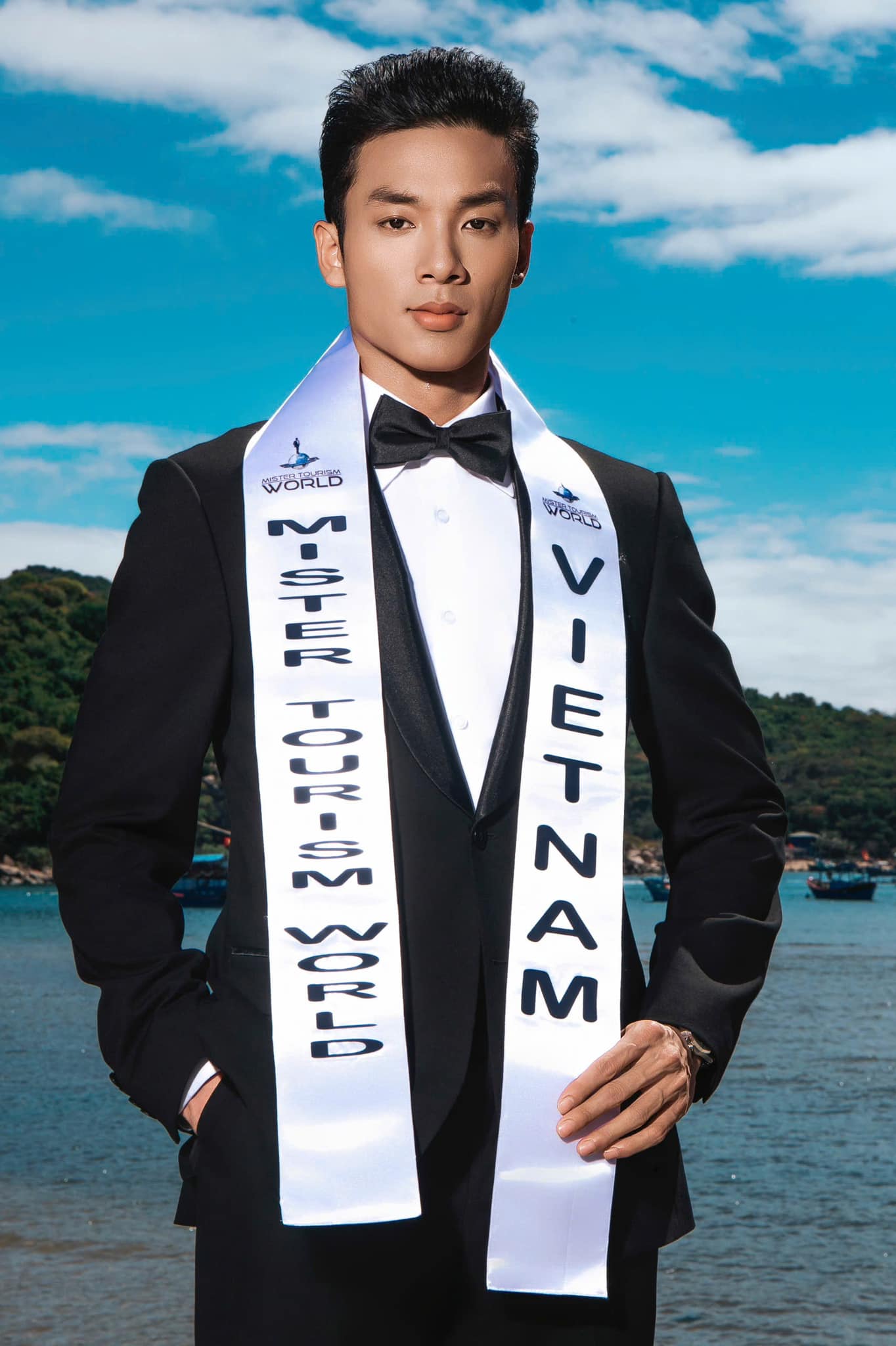 'Mister Turismo Mundial' investiga acusaciones de fraude, ¿la corona masculina de Vietnam ...