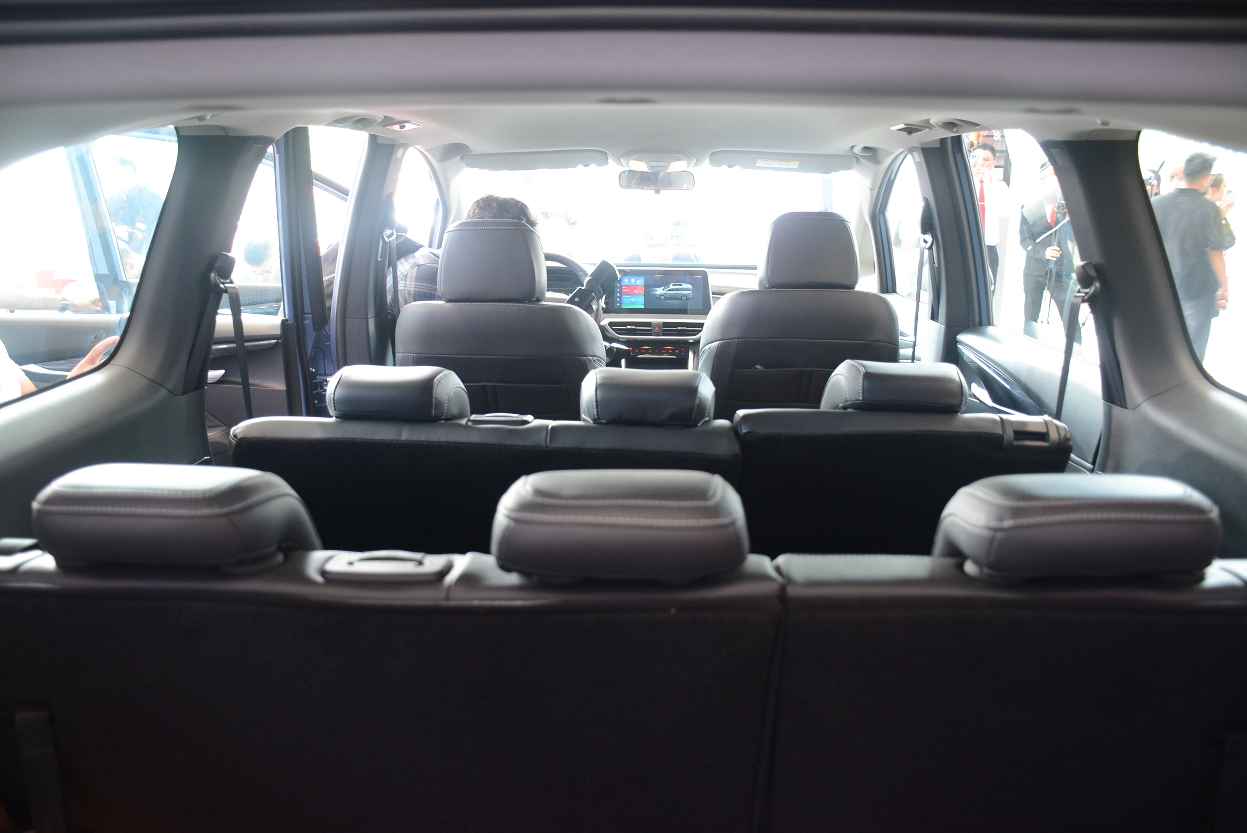 Cùng tầm giá, xe Trung Quốc MG G50 có gì để đấu Mitsubishi Xpander?