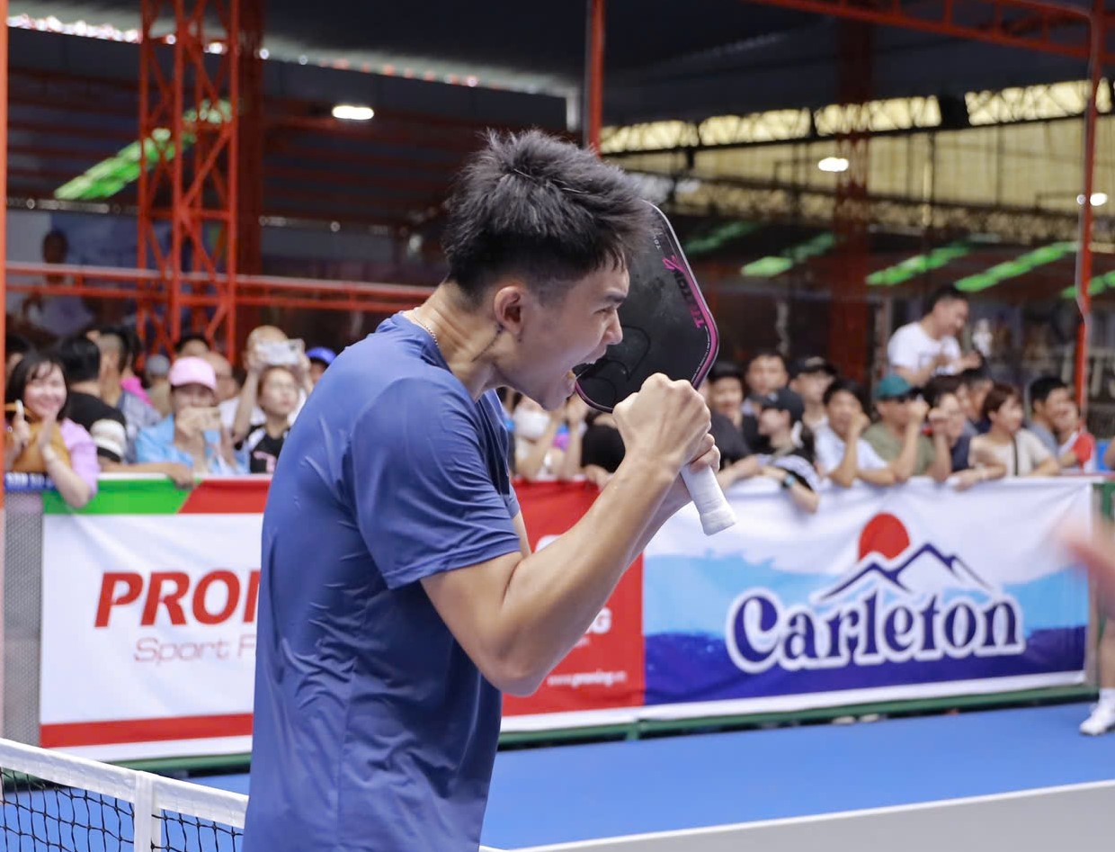Trịnh Linh Giang và Lý Hoàng Nam đăng quang giải vô địch pickleball ...