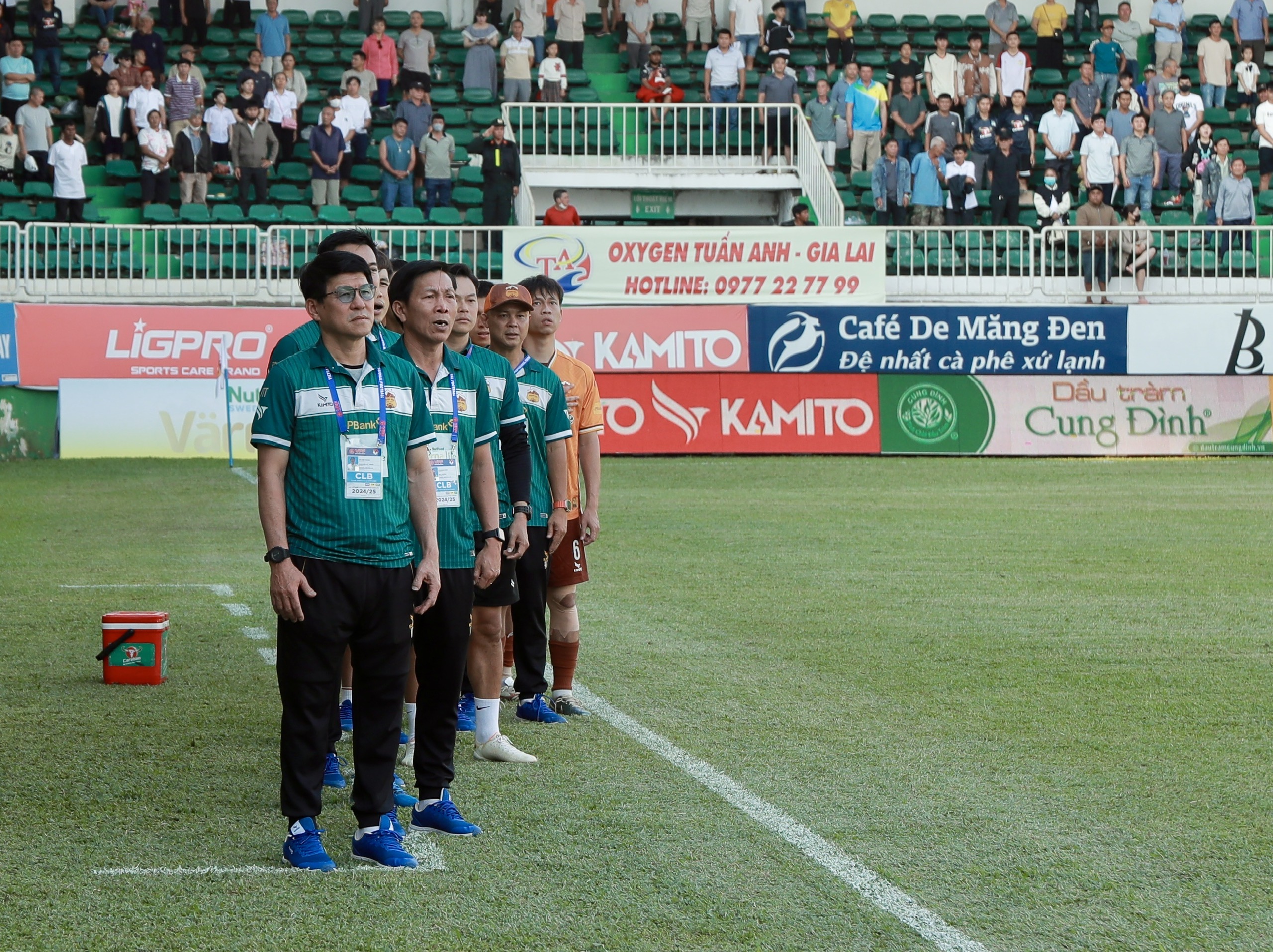 Ha Tinh retuvo a Xuan Truong pero aún así derrotó a HAGL en Pleiku: ¿El Sr. Vu Tien Thanh se ...