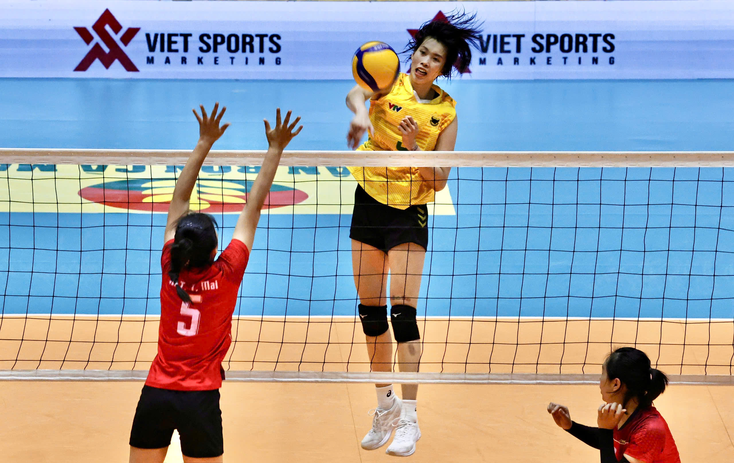Spielplan des heutigen Volleyballturniers der asiatischen Frauen: Thanh Thuy in Aktion