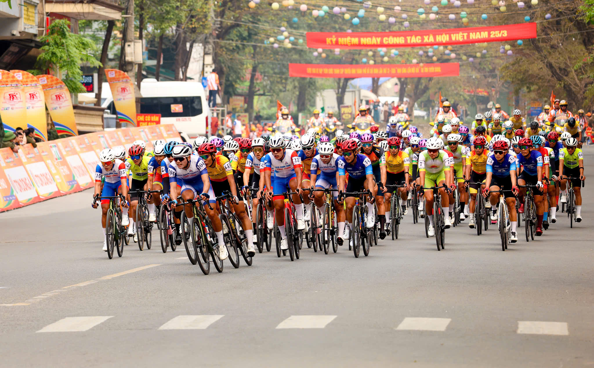 Interesting Vietnamese groom wins the opening stage of the 2025 Ho Chi ...