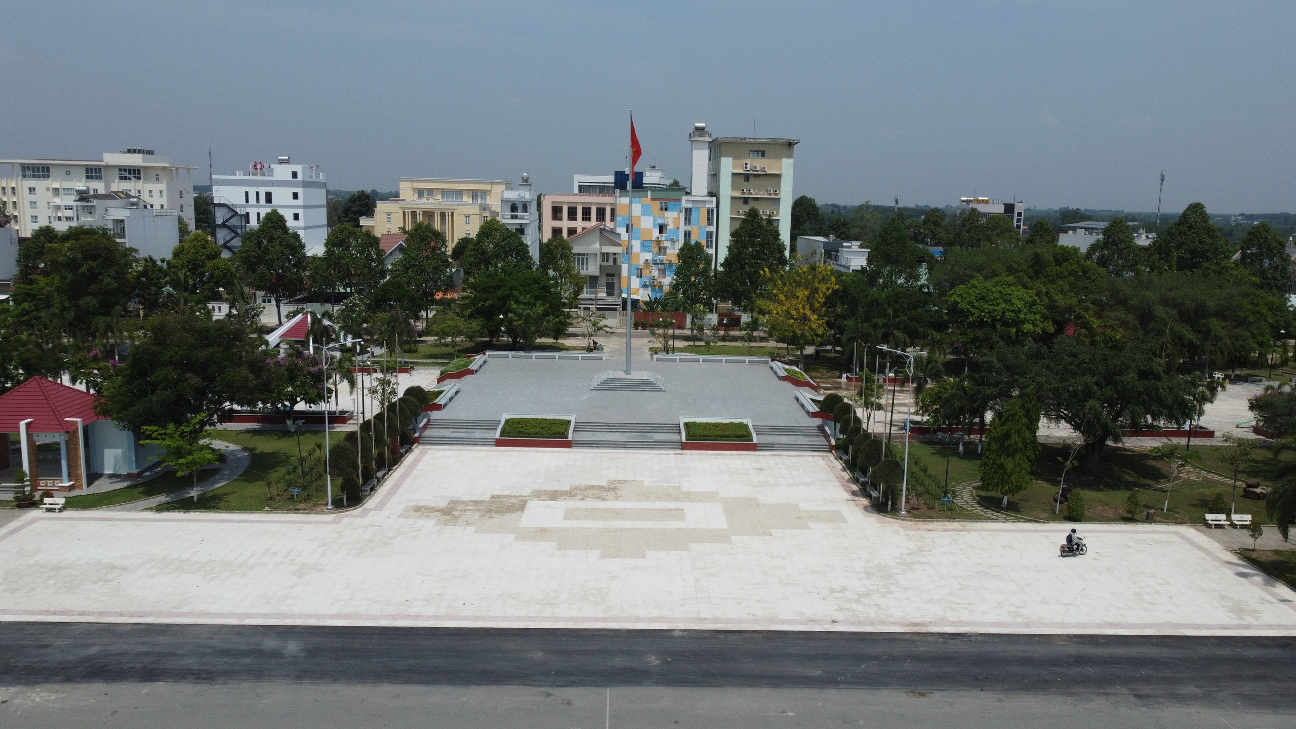 Diện mạo mới của sân vận động Tây Ninh và công viên Xuân Hồng