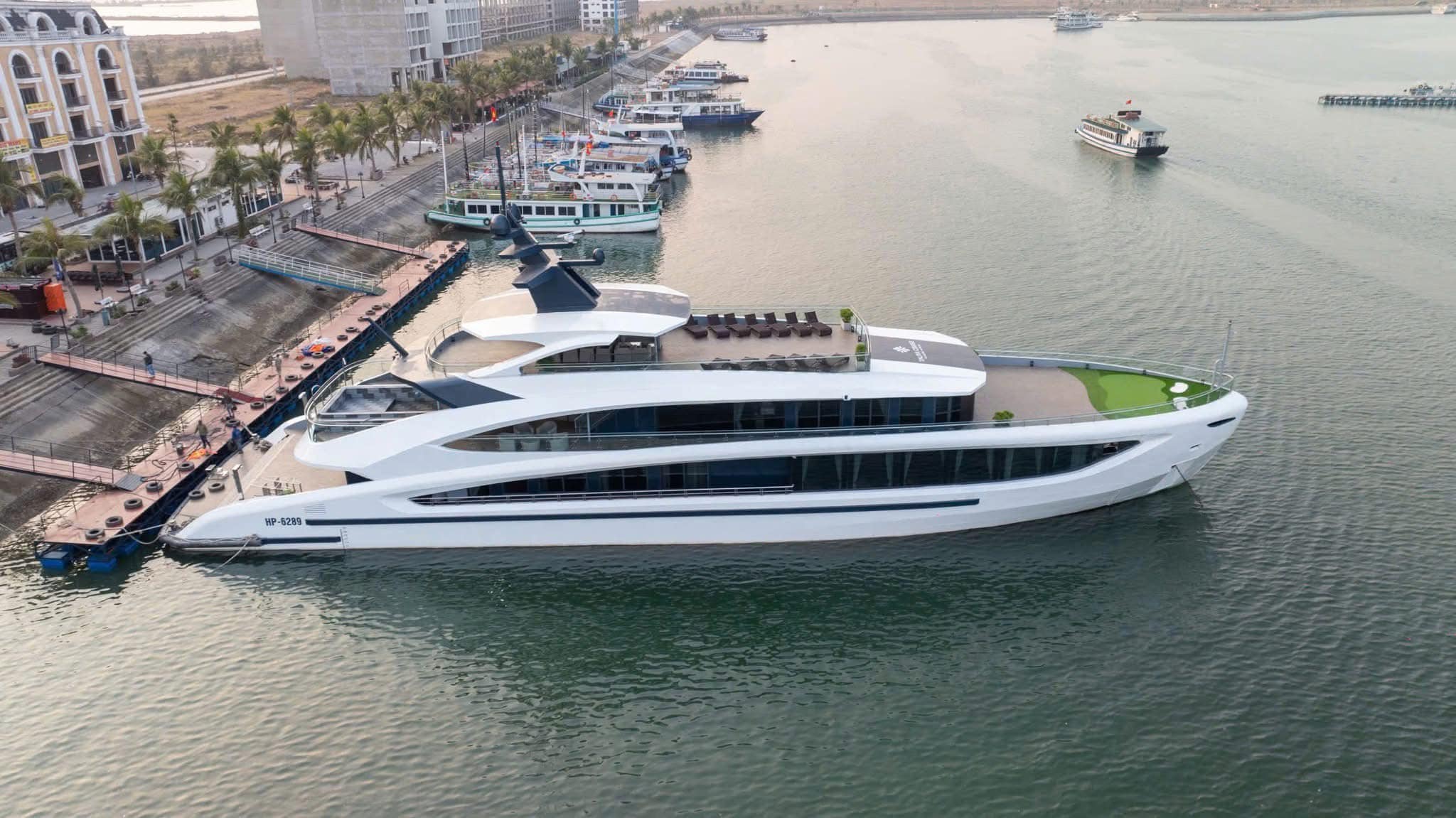 Du thuyền Taliya Cruise quảng cáo, bán hàng sai sự thật tại Hạ Long