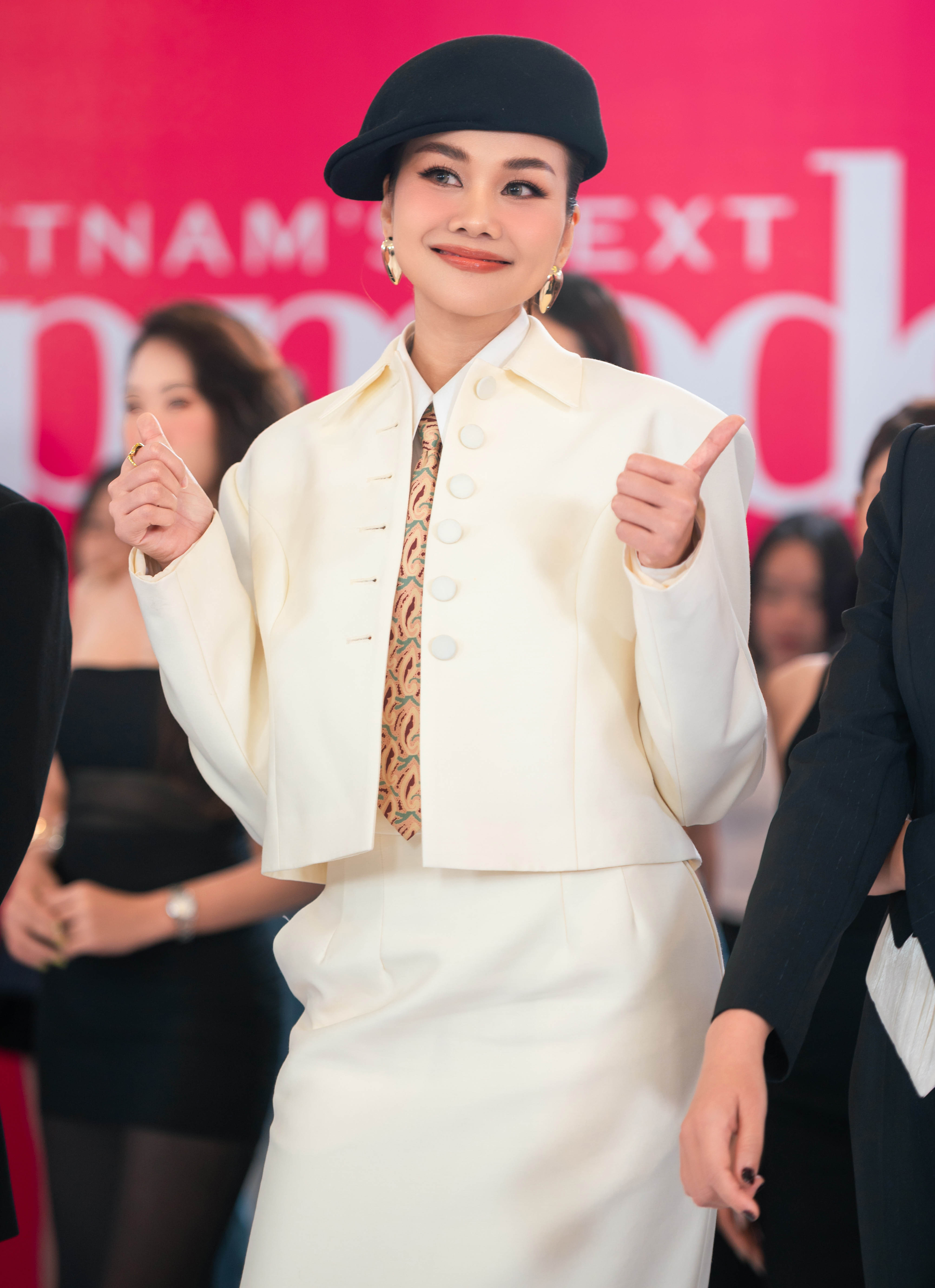 'Bộ tứ quyền lực' Vietnam's Next Top Model 2025 ra mắt
