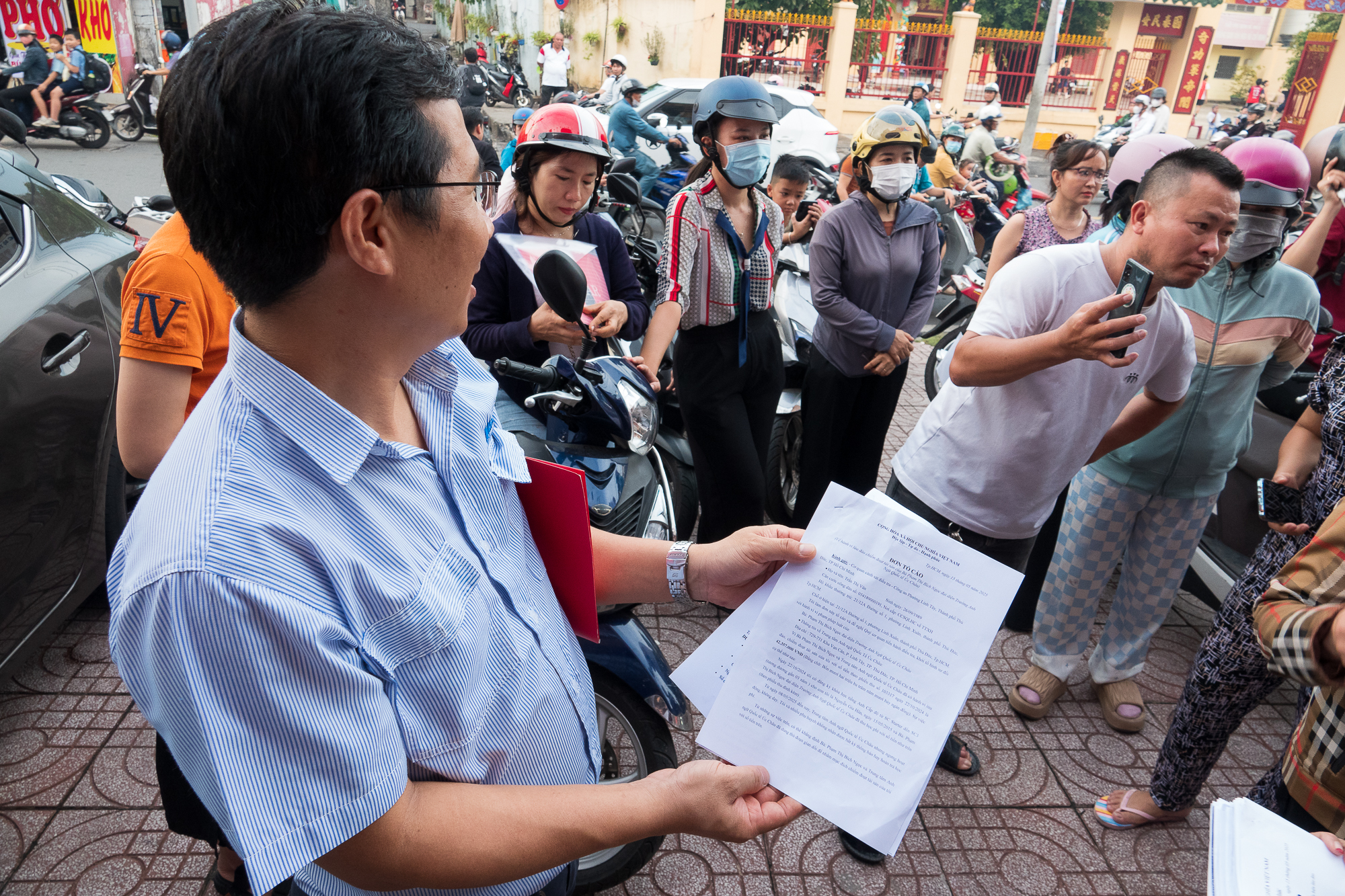 Thu hàng tỉ đồng, trung tâm tiếng Anh 'sửa chữa' rồi mất tăm, phụ huynh kêu cứu