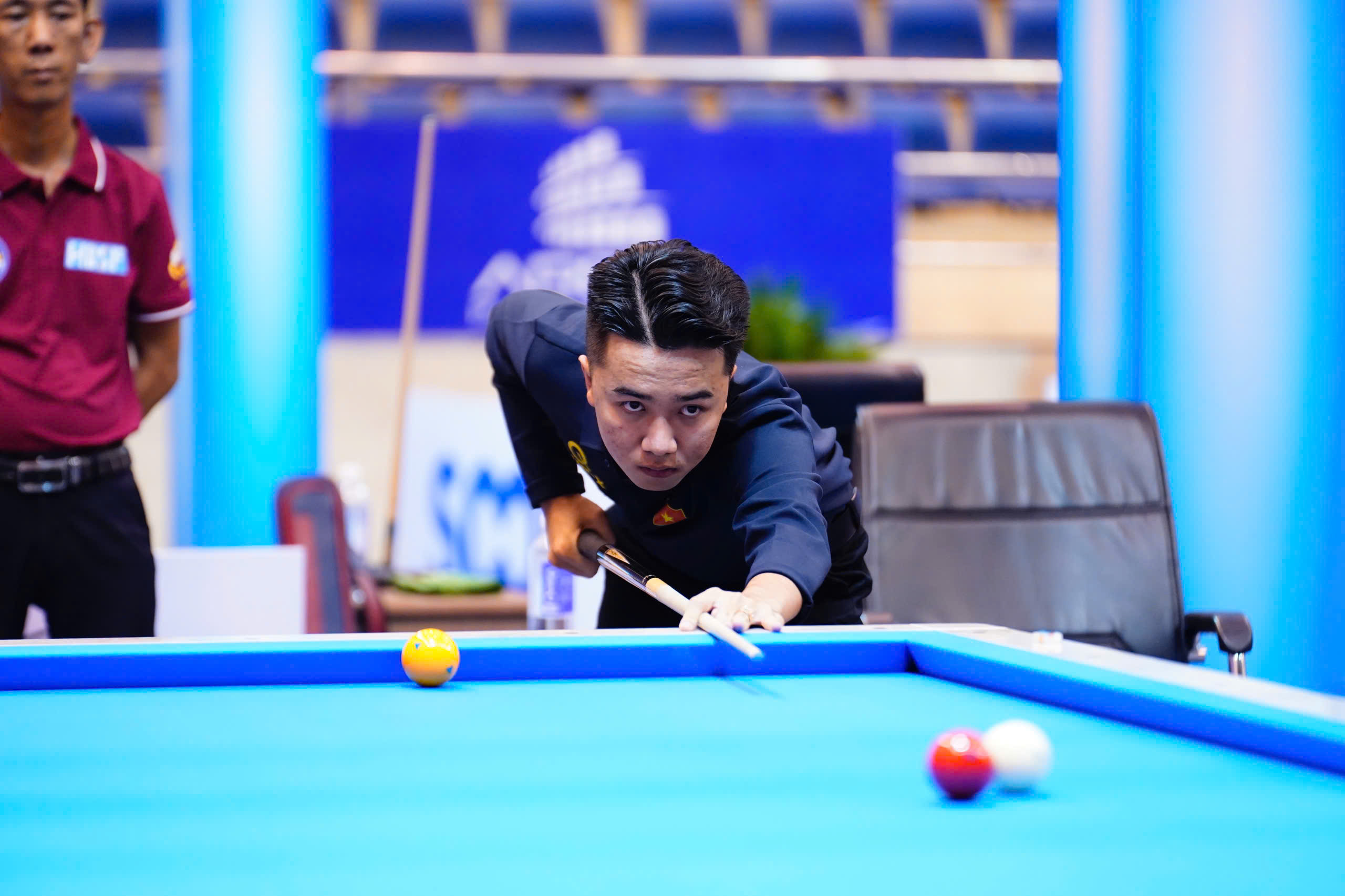 Billard : Un jeune talent crée la surprise et se qualifie brillamment pour le tour suivant de la ...
