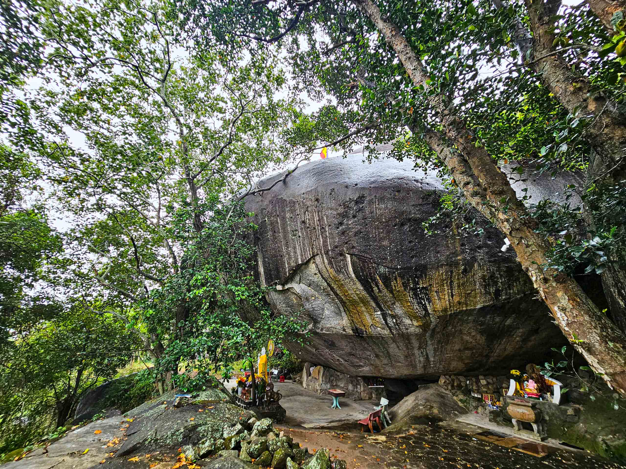 Chùa Hang - Vẻ đẹp huyền bí giữa lòng núi