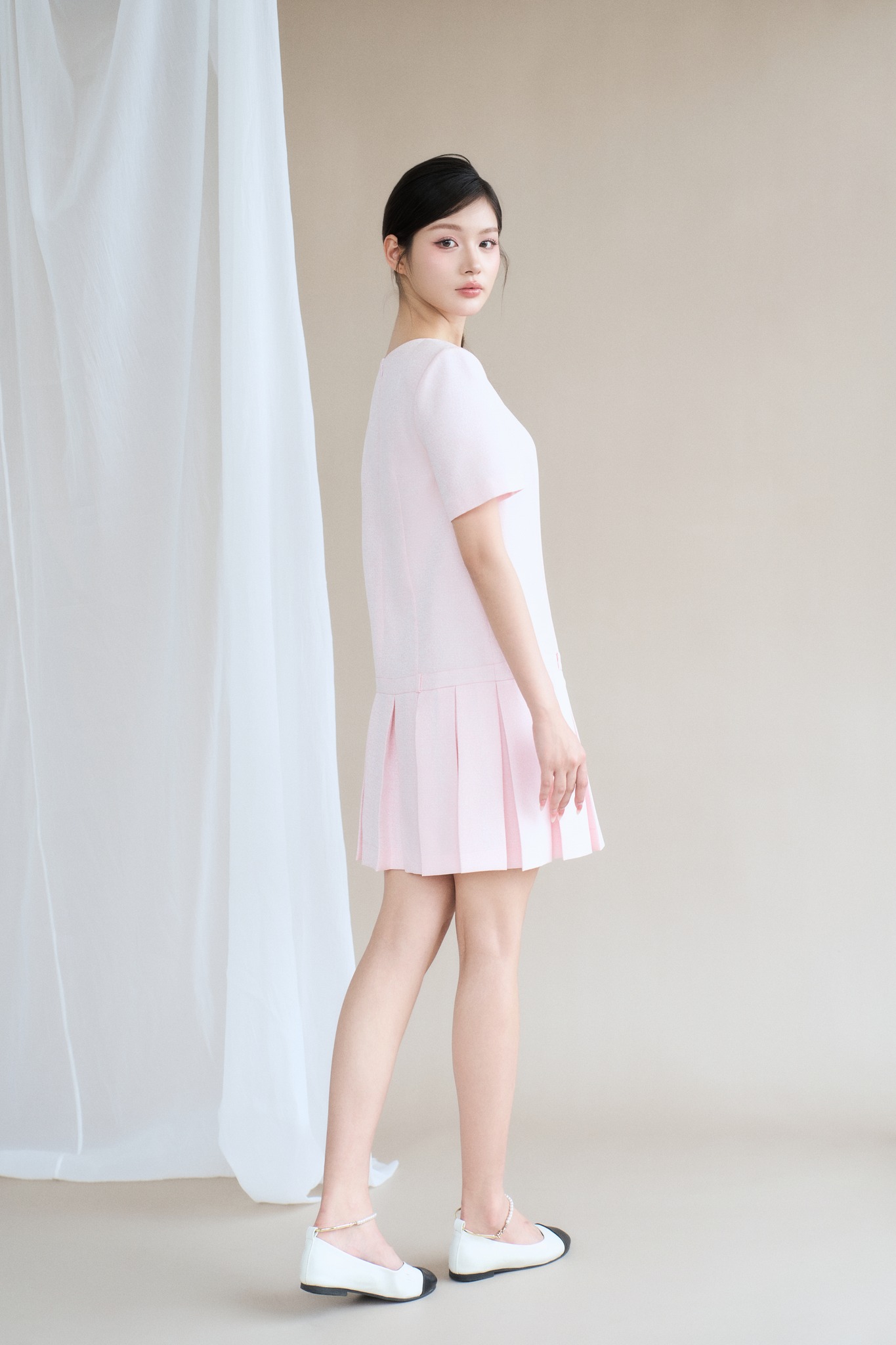 Váy suông vải tơ, đầm cotton mát nhẹ, dịu dàng cho mùa nắng