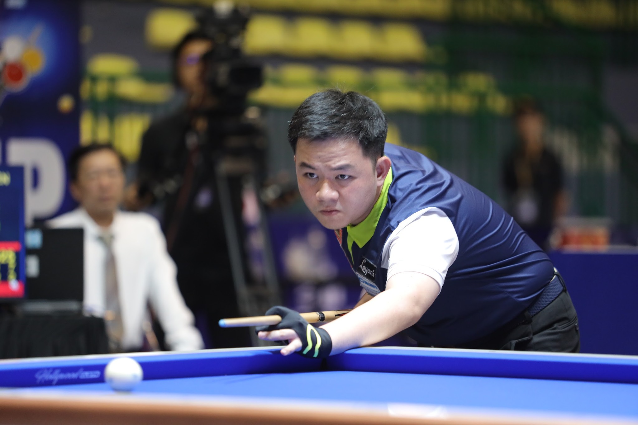 Winning a thrilling victory over Tran Quyet Chien, Bao Phuong Vinh became the champion: Received ...