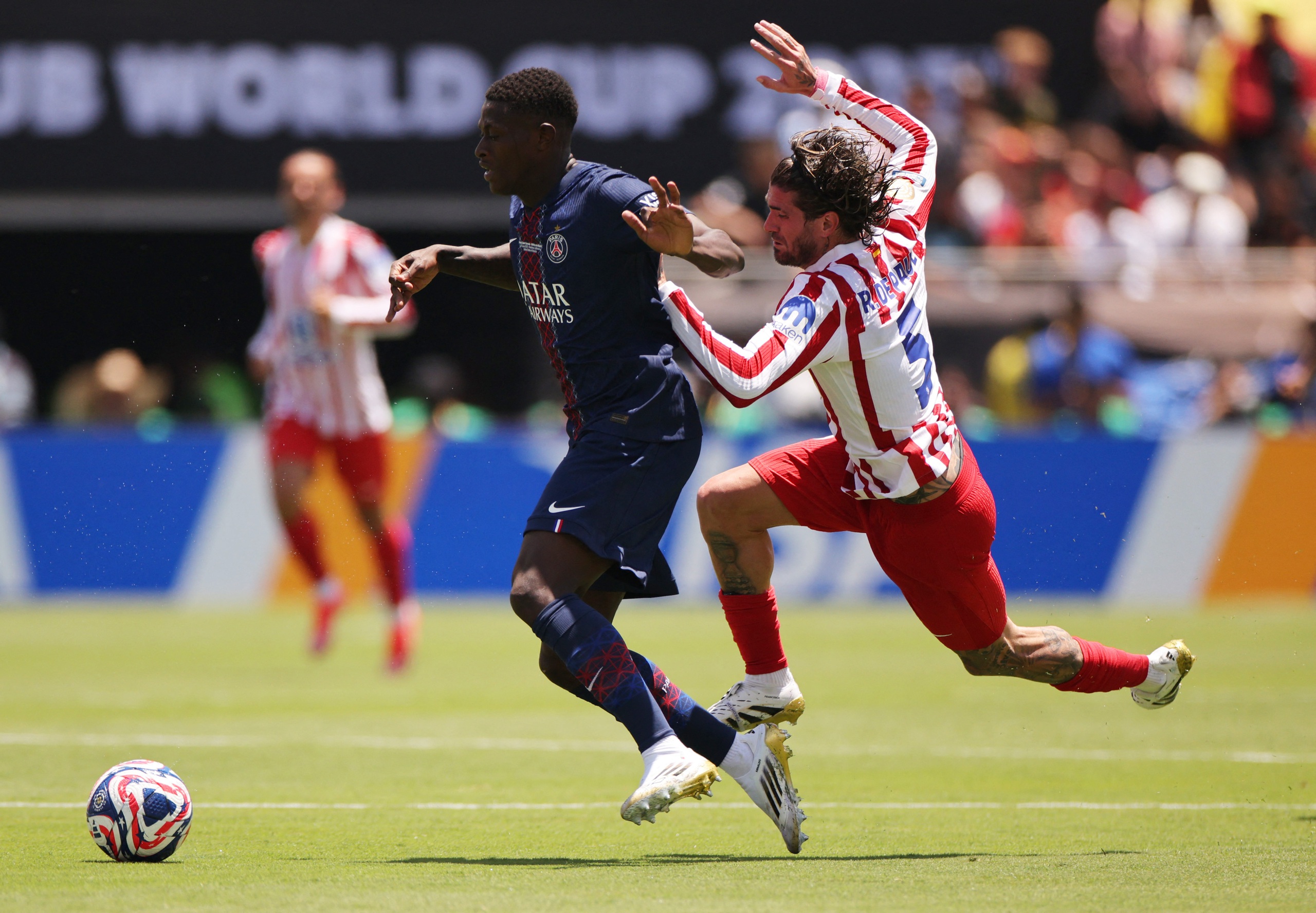 PSG thắng dễ Atletico Madrid nhờ đặc sản quen thuộc, Bayern Munich ‘nghiền nát’ đối thủ tỷ số ...