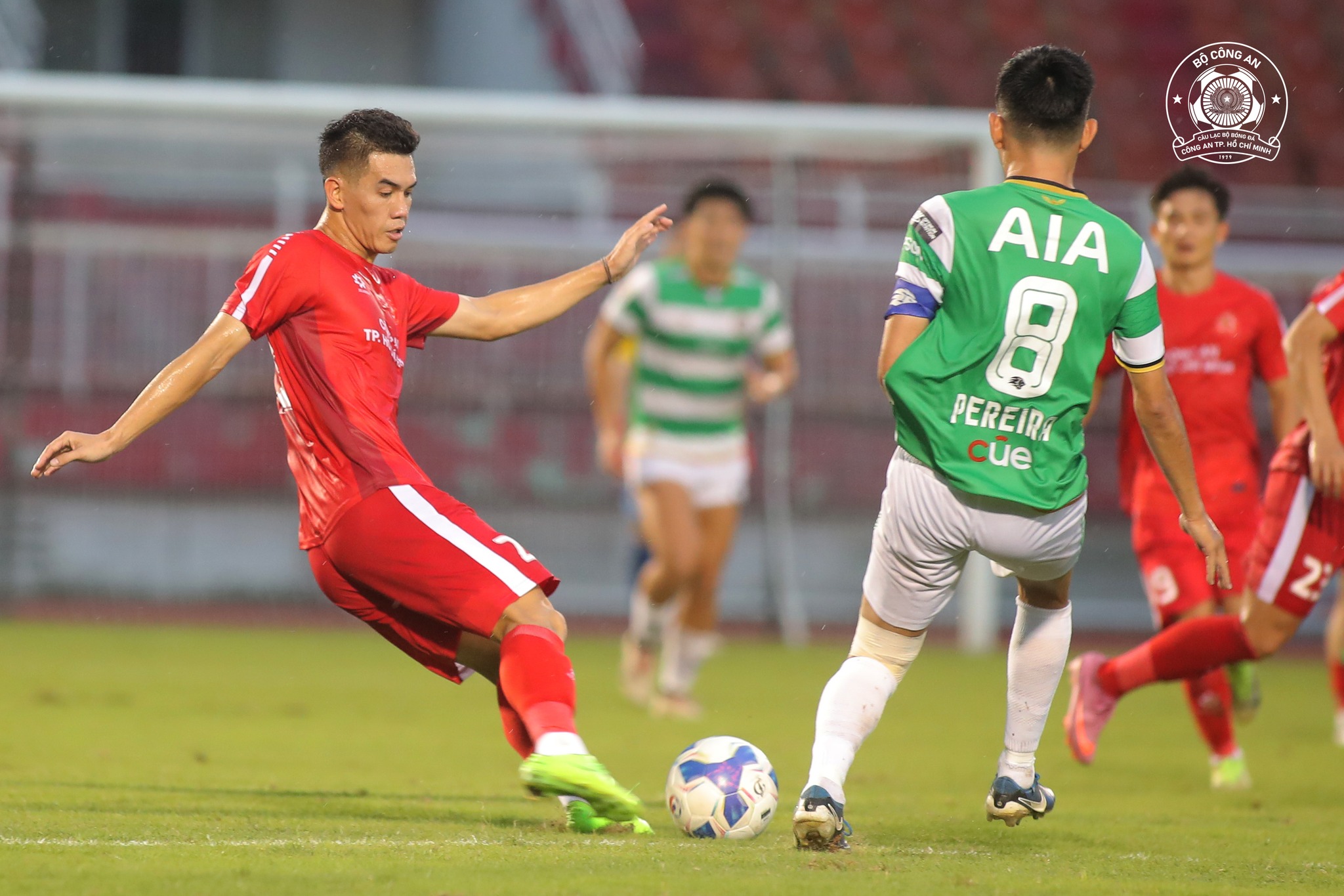 Ho Chi Minh City Police Club: Great reunion between Coach Le Huynh Duc and Tien Linh