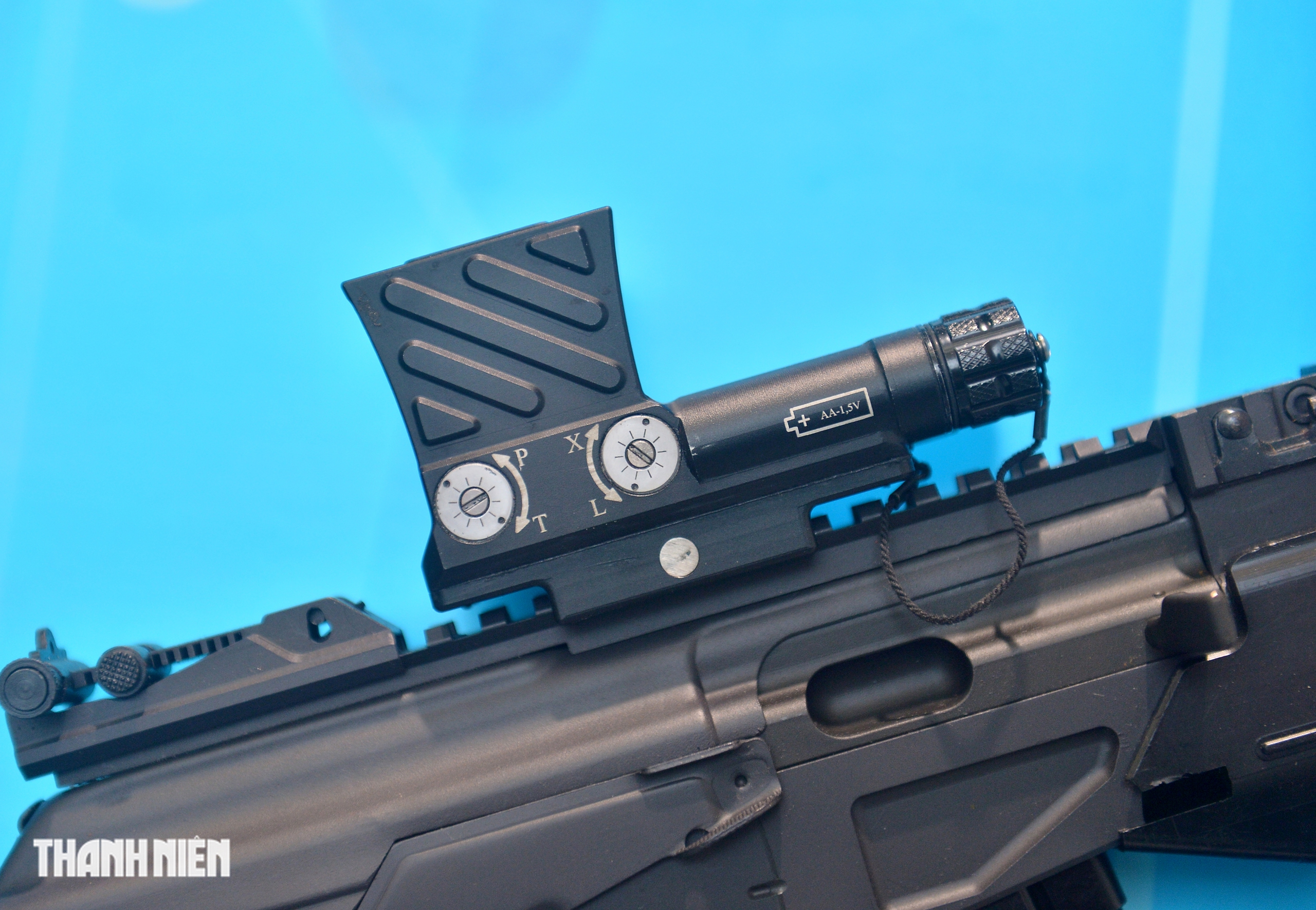 4 loại súng tiểu liên STV do Việt Nam sản xuất có gì đặc biệt?