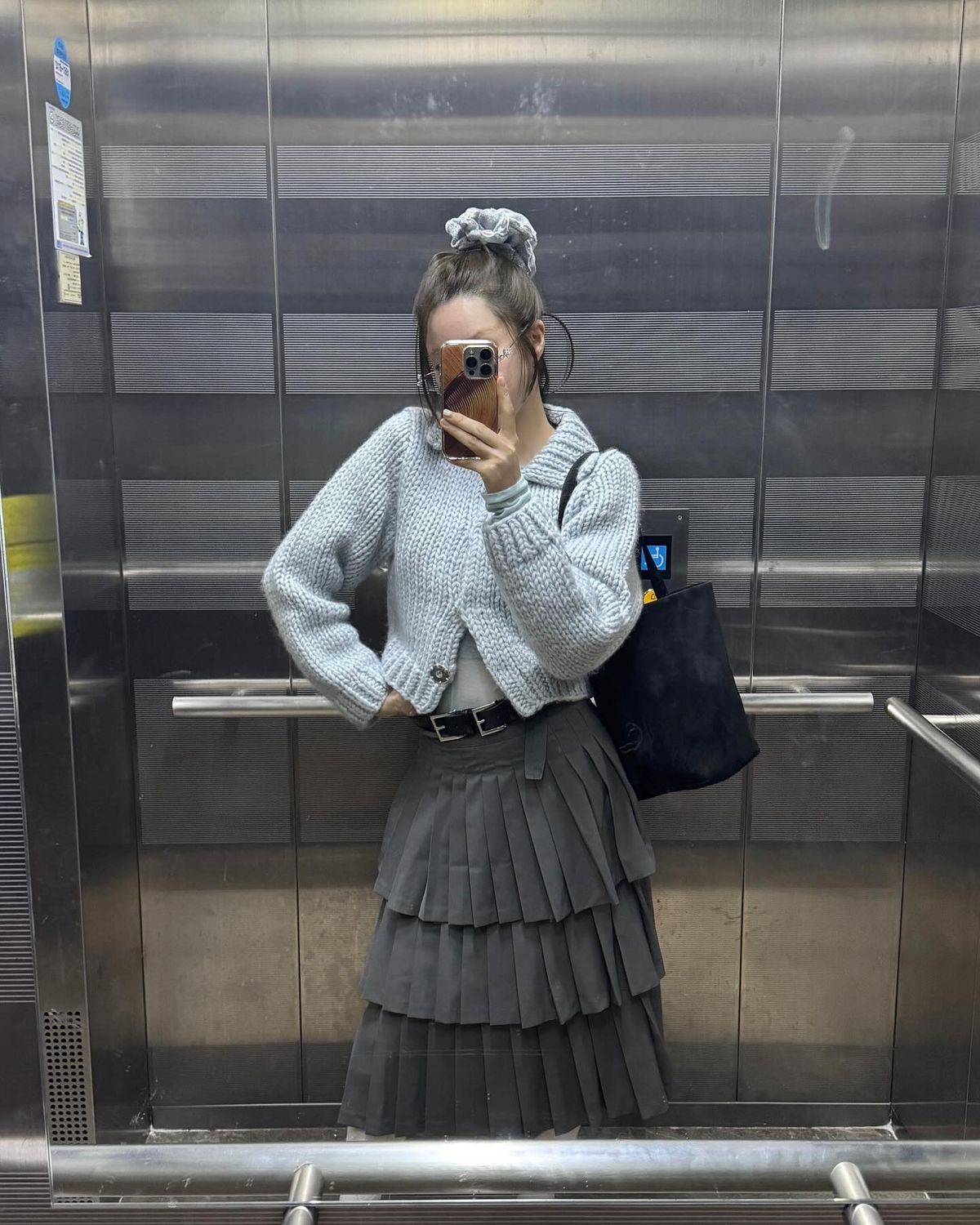 Chỉ cần phụ kiện này, trang phục bình thường cũng hóa sang xịn