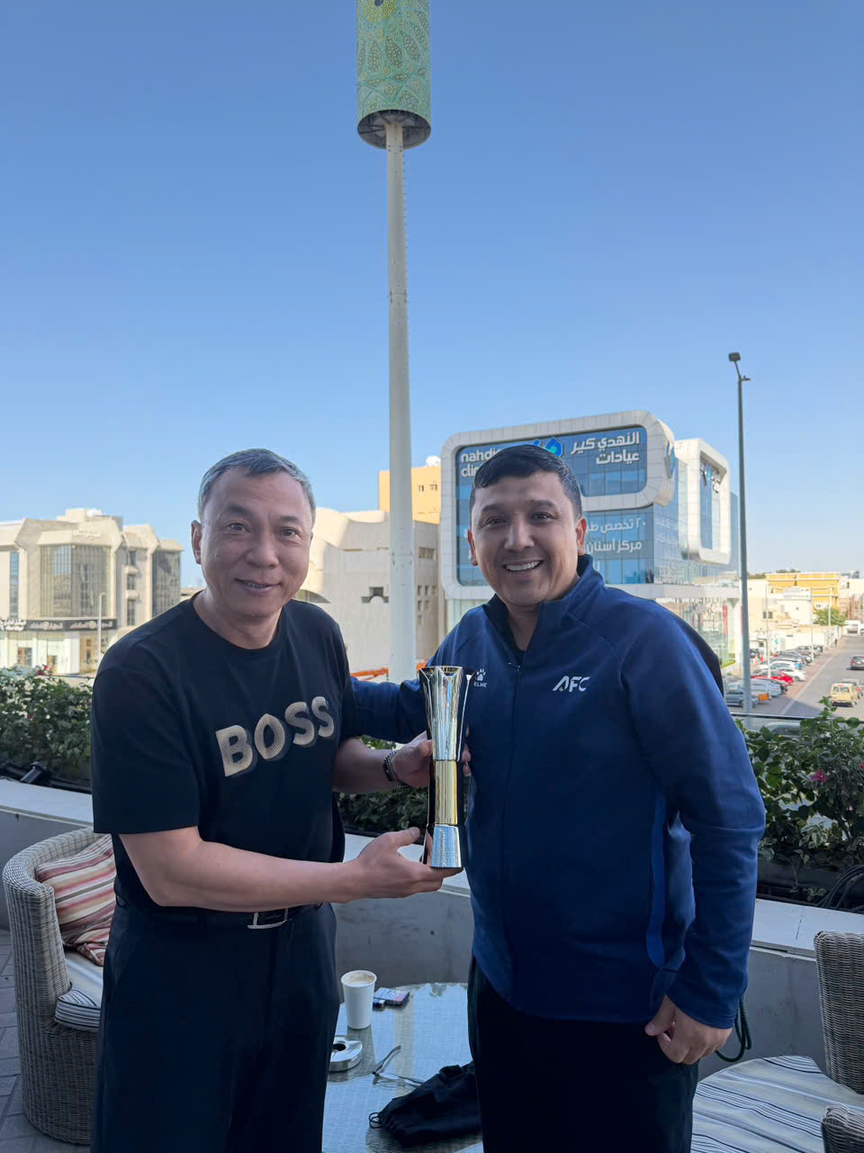 AFC nhờ Chủ tịch VFF Trần Quốc Tuấn mang Cúp 'Vua phá lưới' về Việt Nam ...